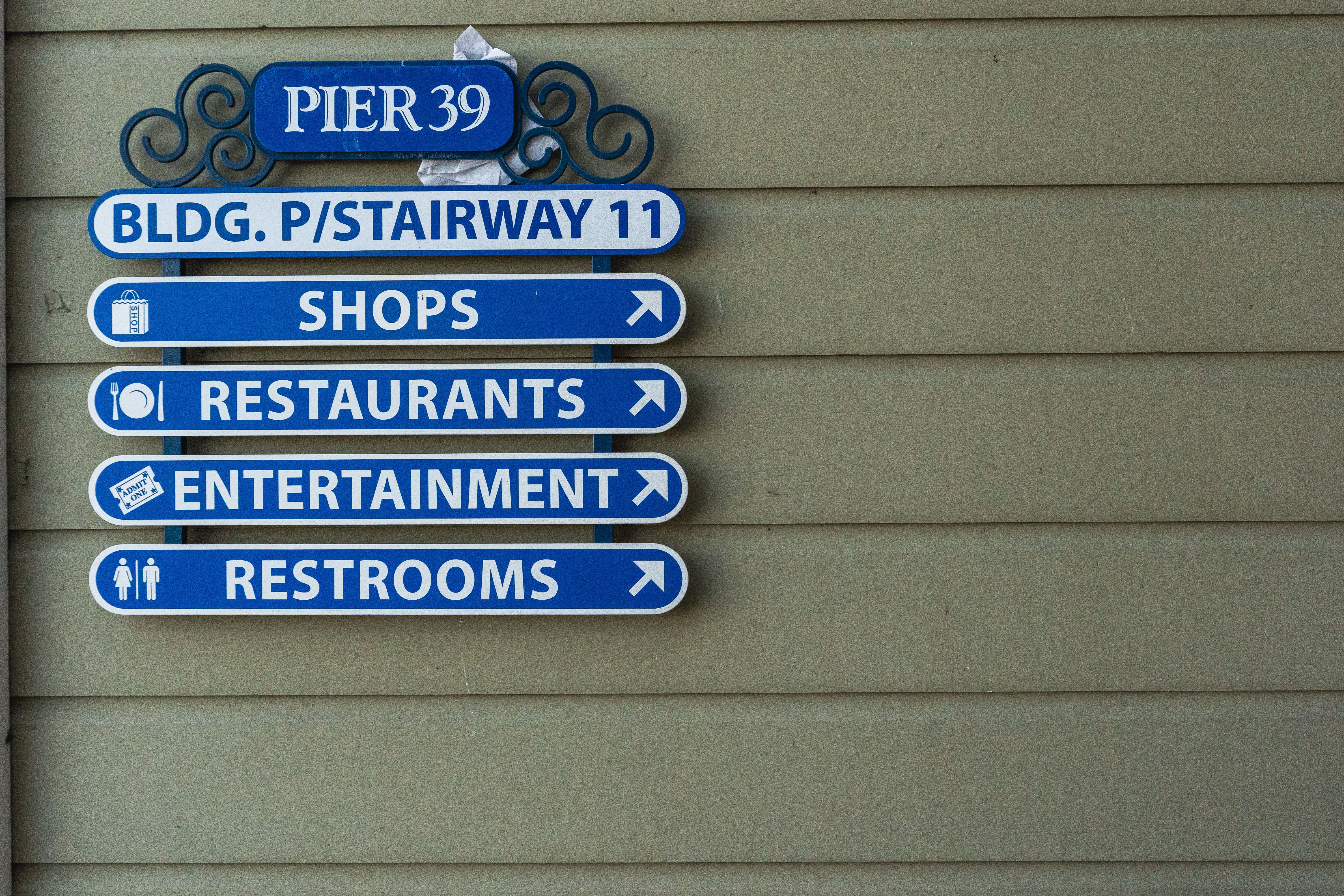 Pier 39 Directional Sign with Multiple Options · Free Stock Photo