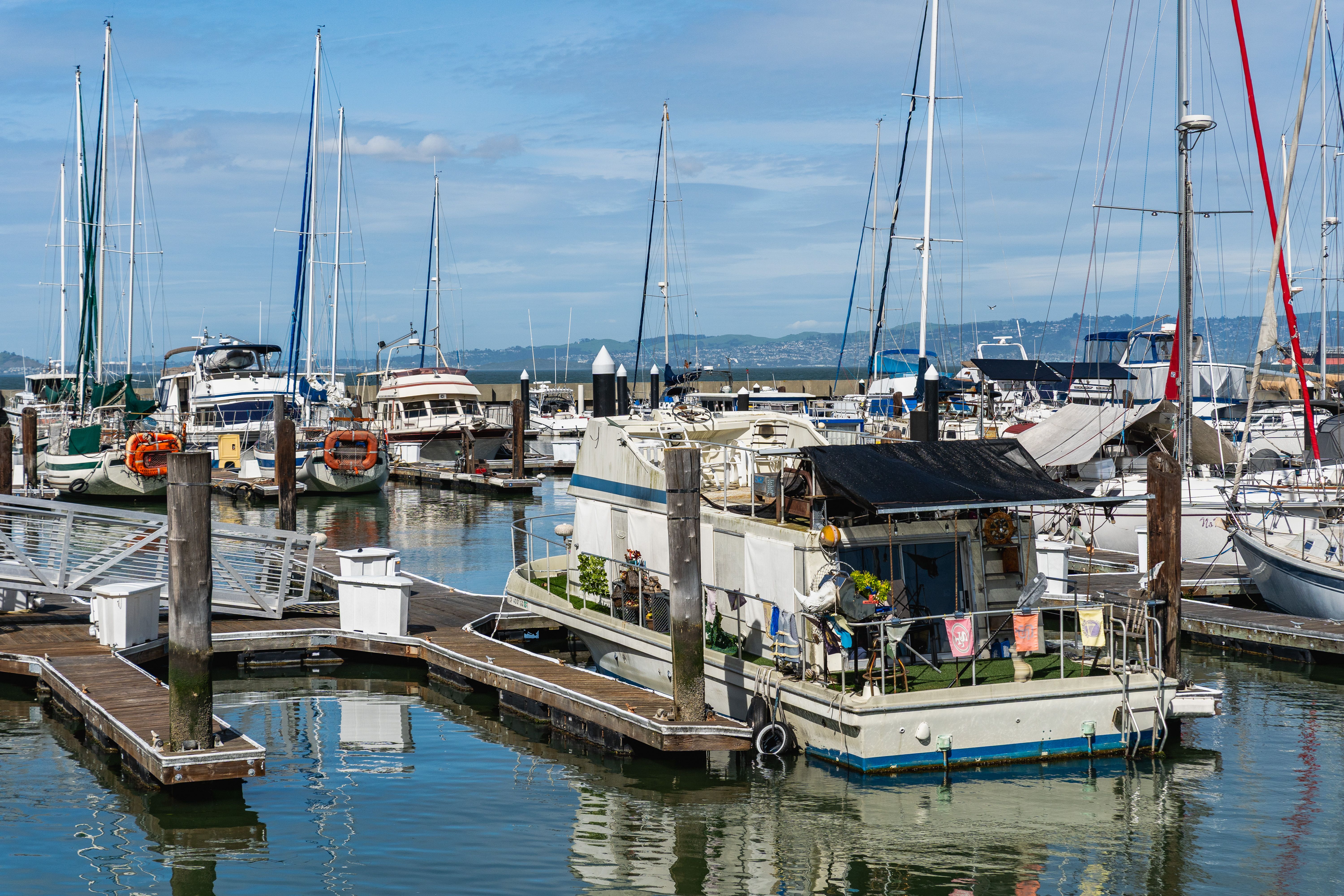 Boats On Harbor Photos, Download The BEST Free Boats On Harbor Stock ...