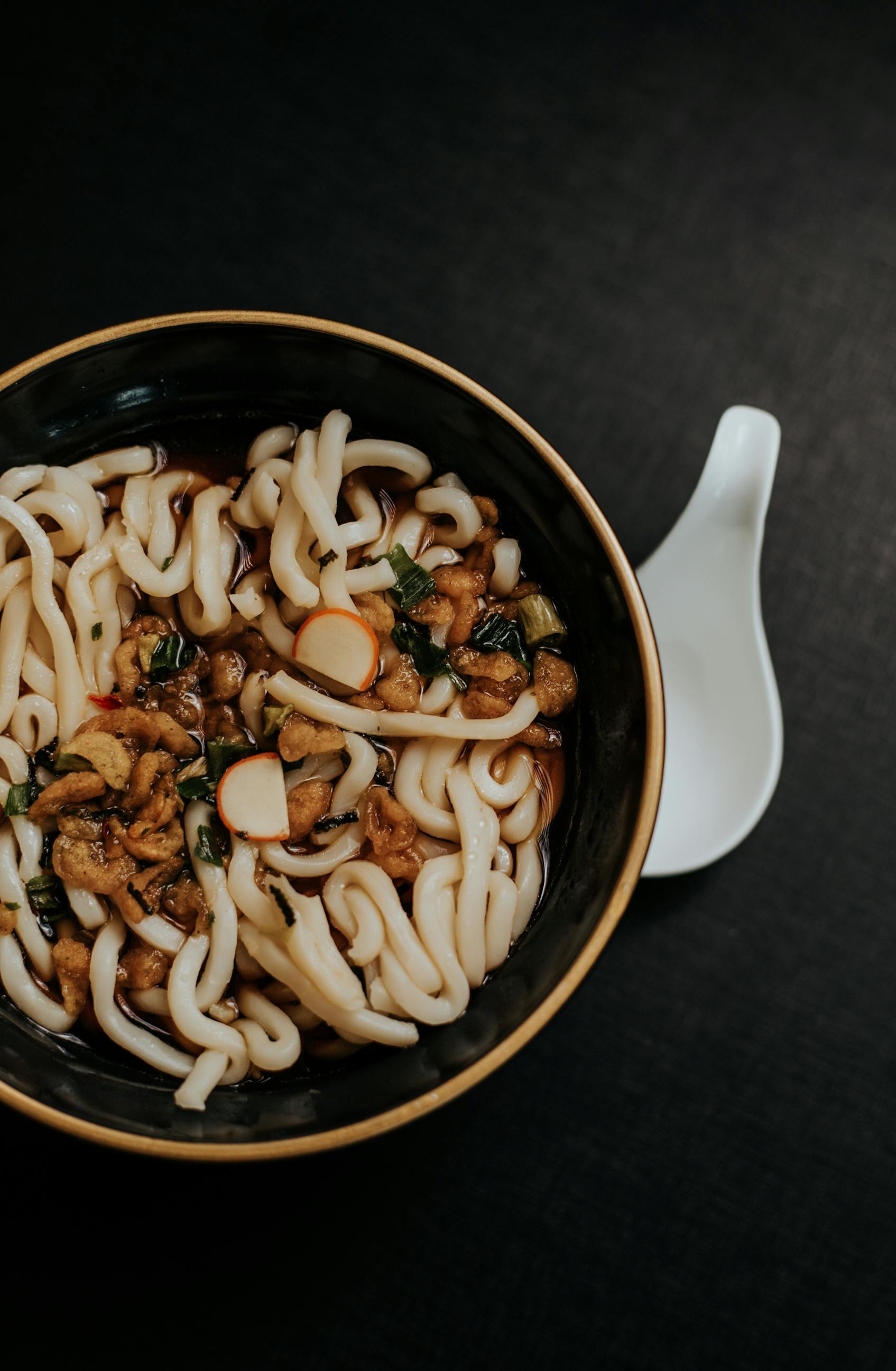 Appetizing Asian Noodle Bowl with Vegetables · Free Stock Photo