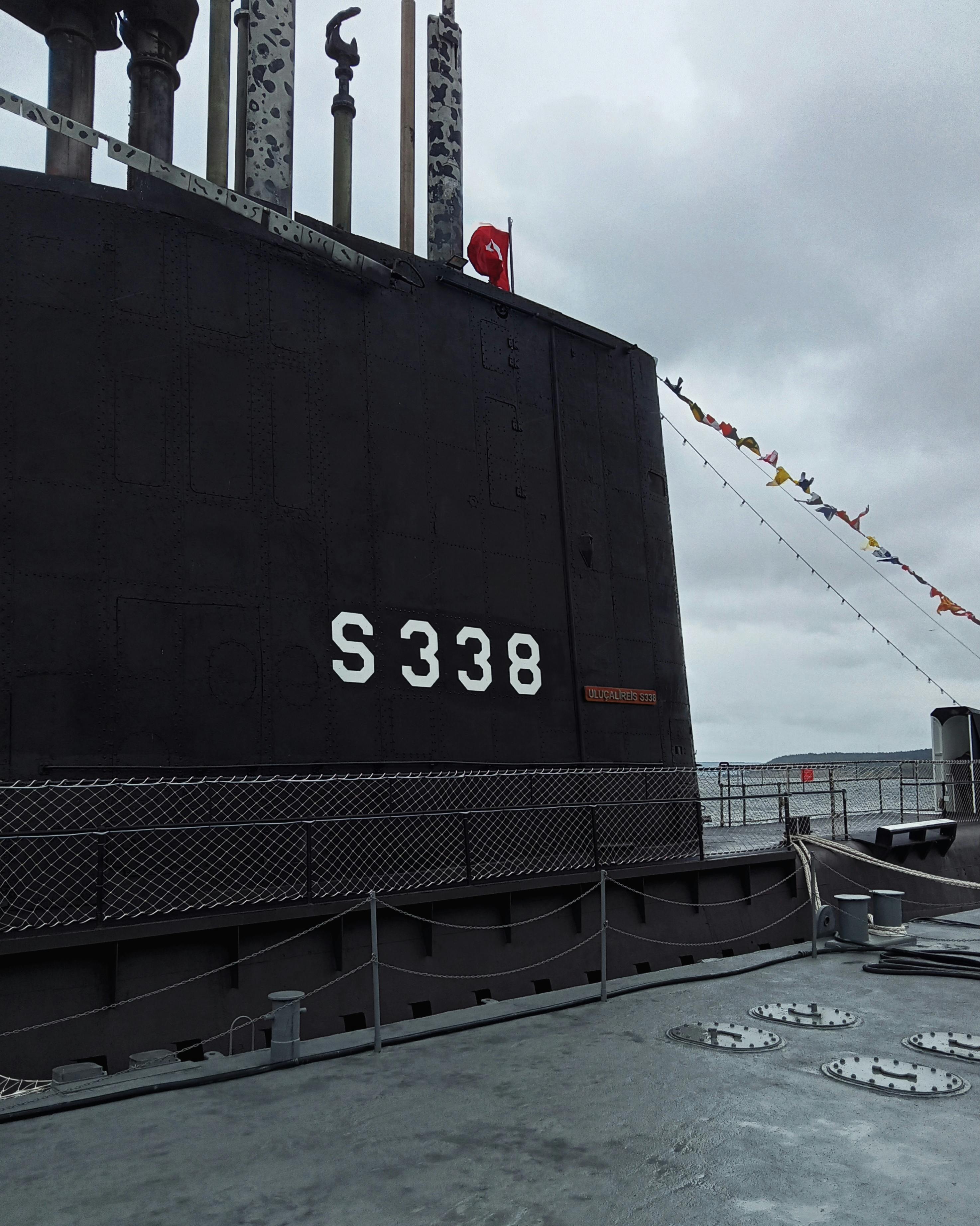 Submarine Exterior with Flags in Çanakkale · Free Stock Photo