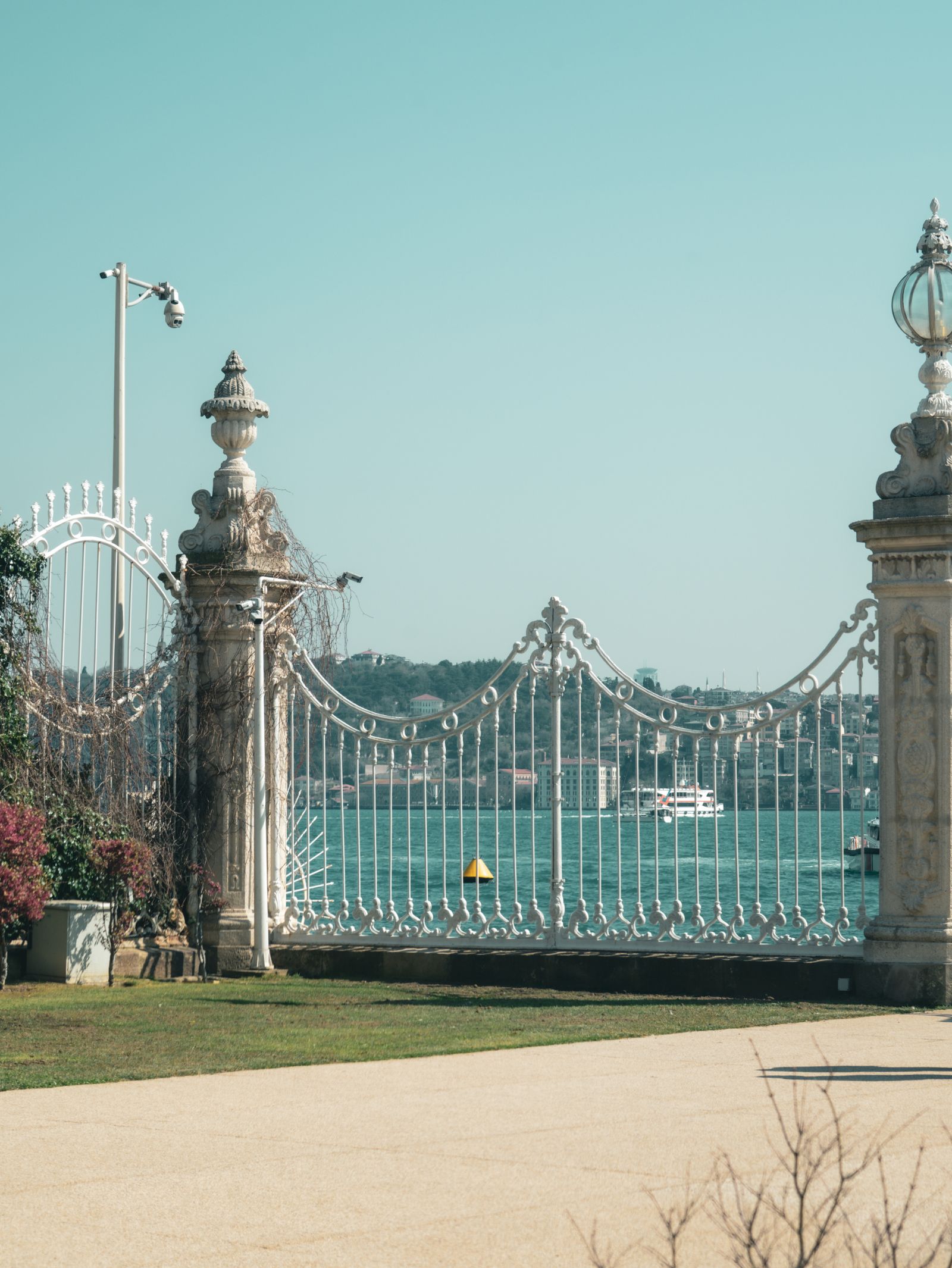 Gates Photos, Download The BEST Free Gates Stock Photos & HD Images
