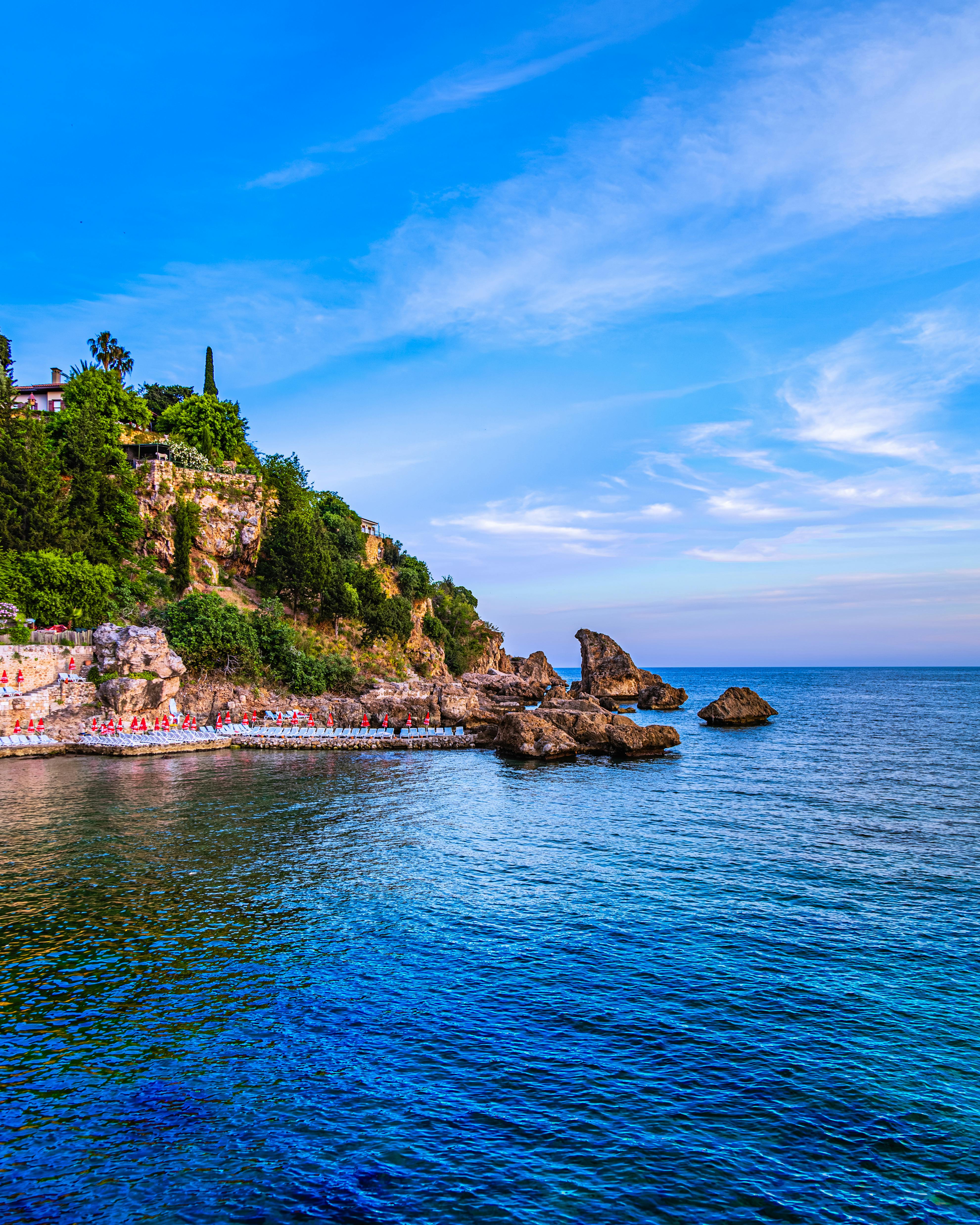 Scenic Coastal View of Antalya Cliffside in Summer · Free Stock Photo