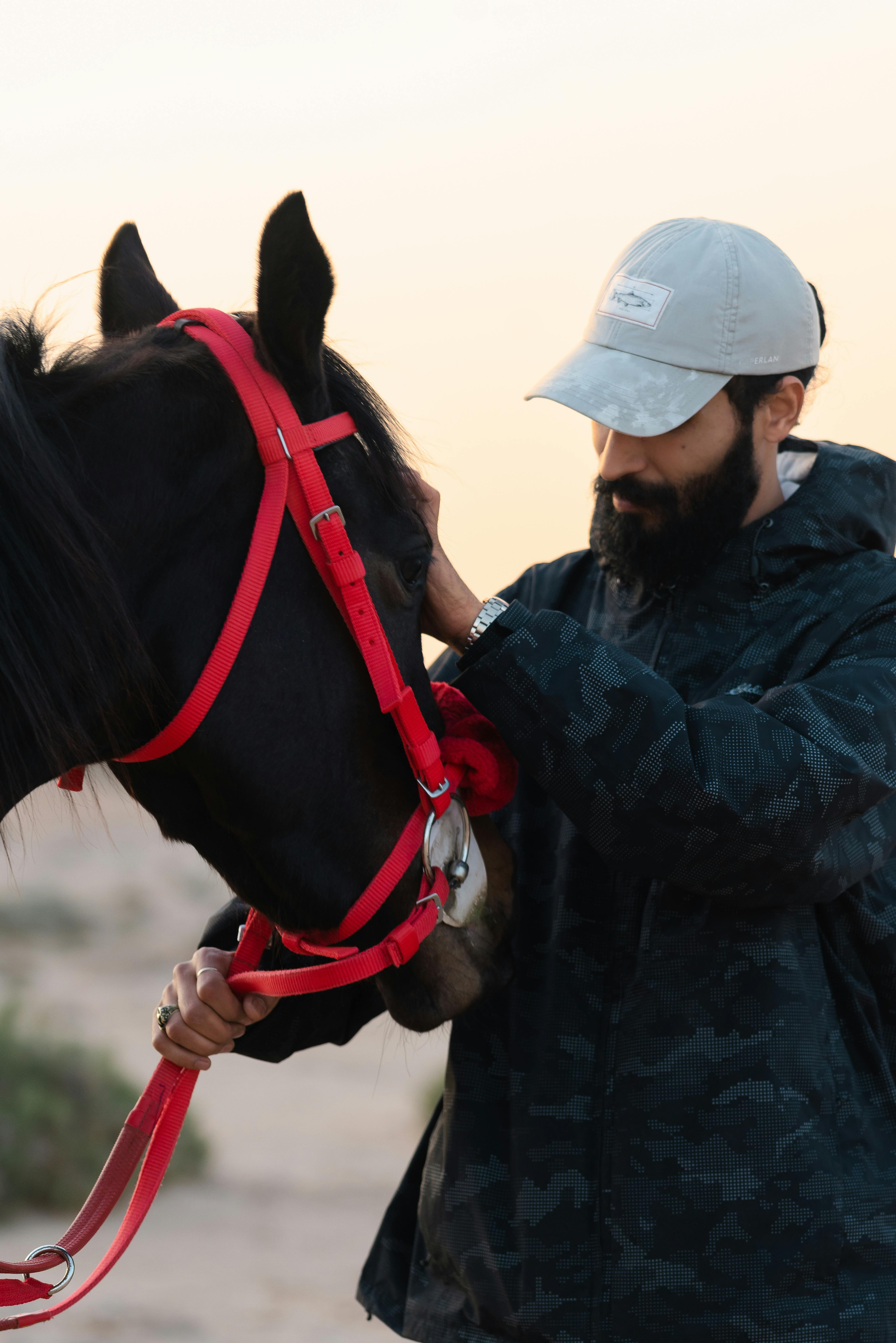 Arabian Priest Photos, Download The BEST Free Arabian Priest Stock ...