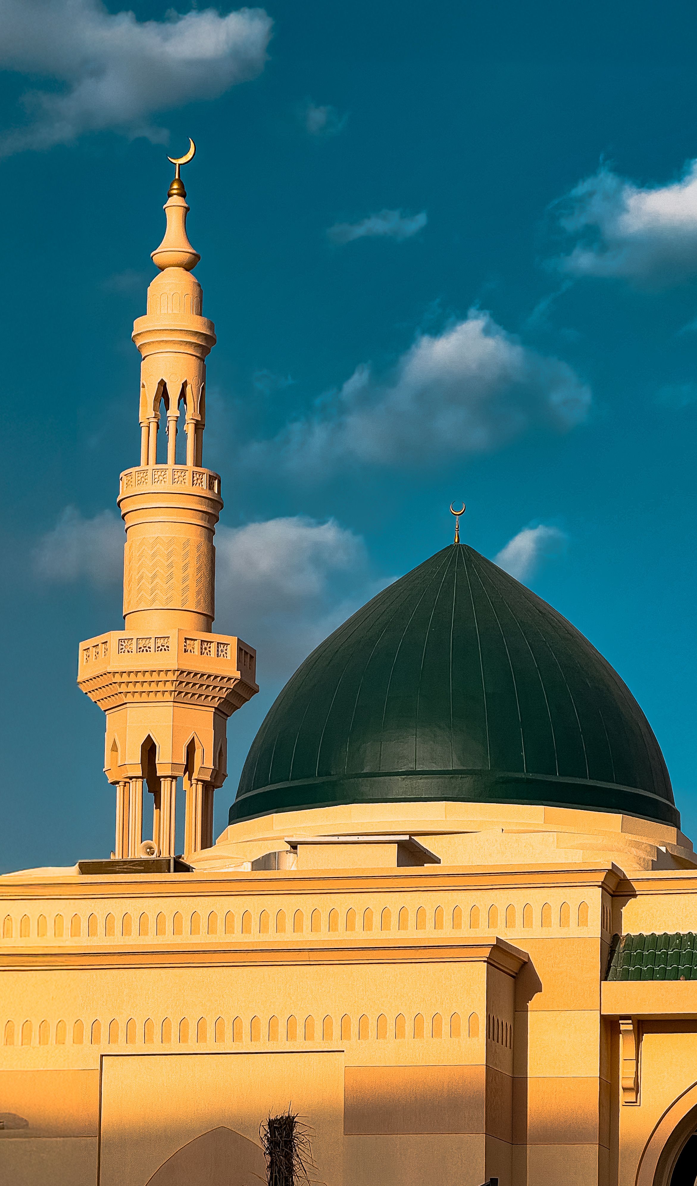 Outdoor Fountain at a Mosque · Free Stock Photo