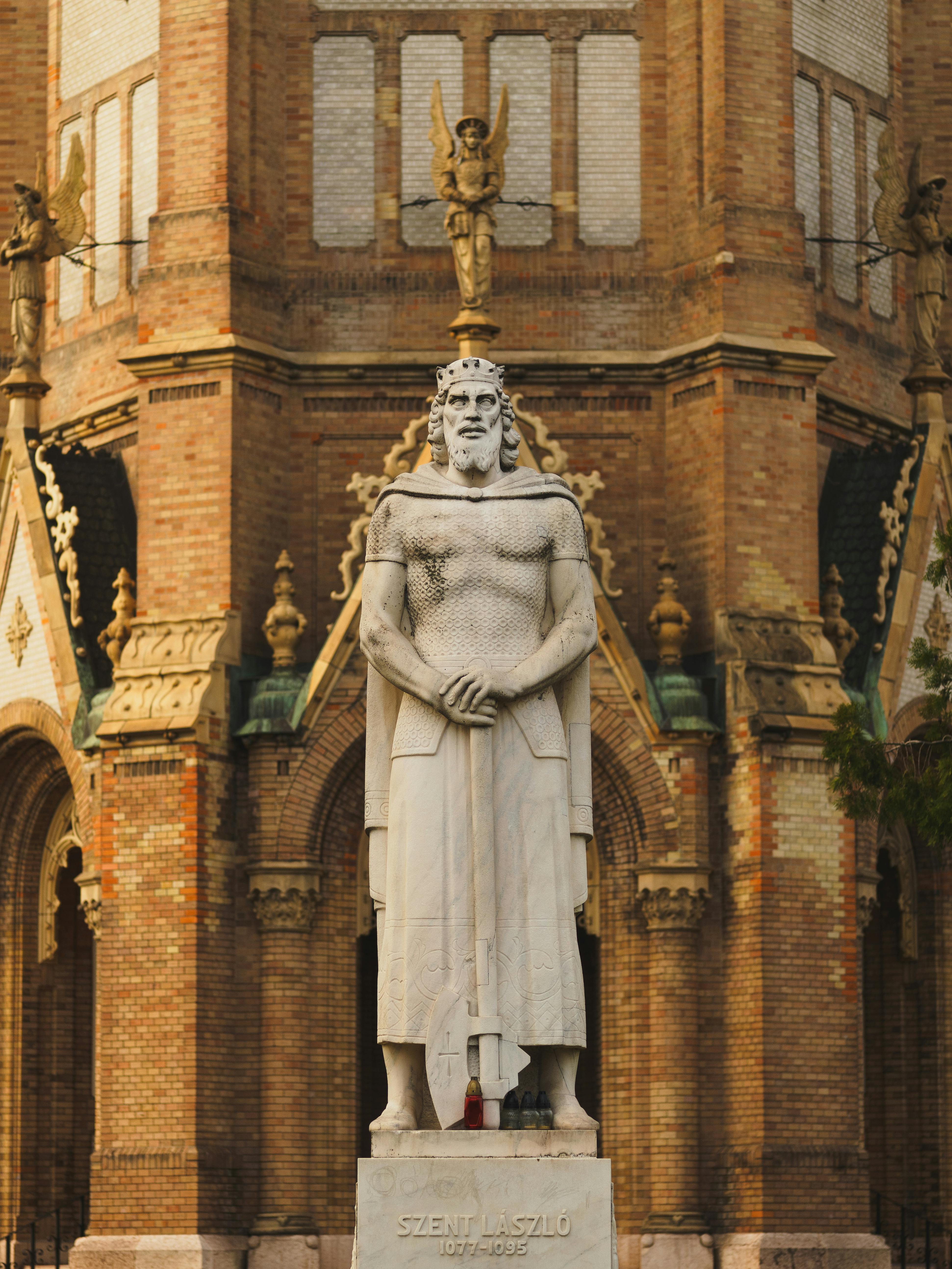 Majestic Statue of King Saint Ladislaus in Budapest · Free Stock Photo
