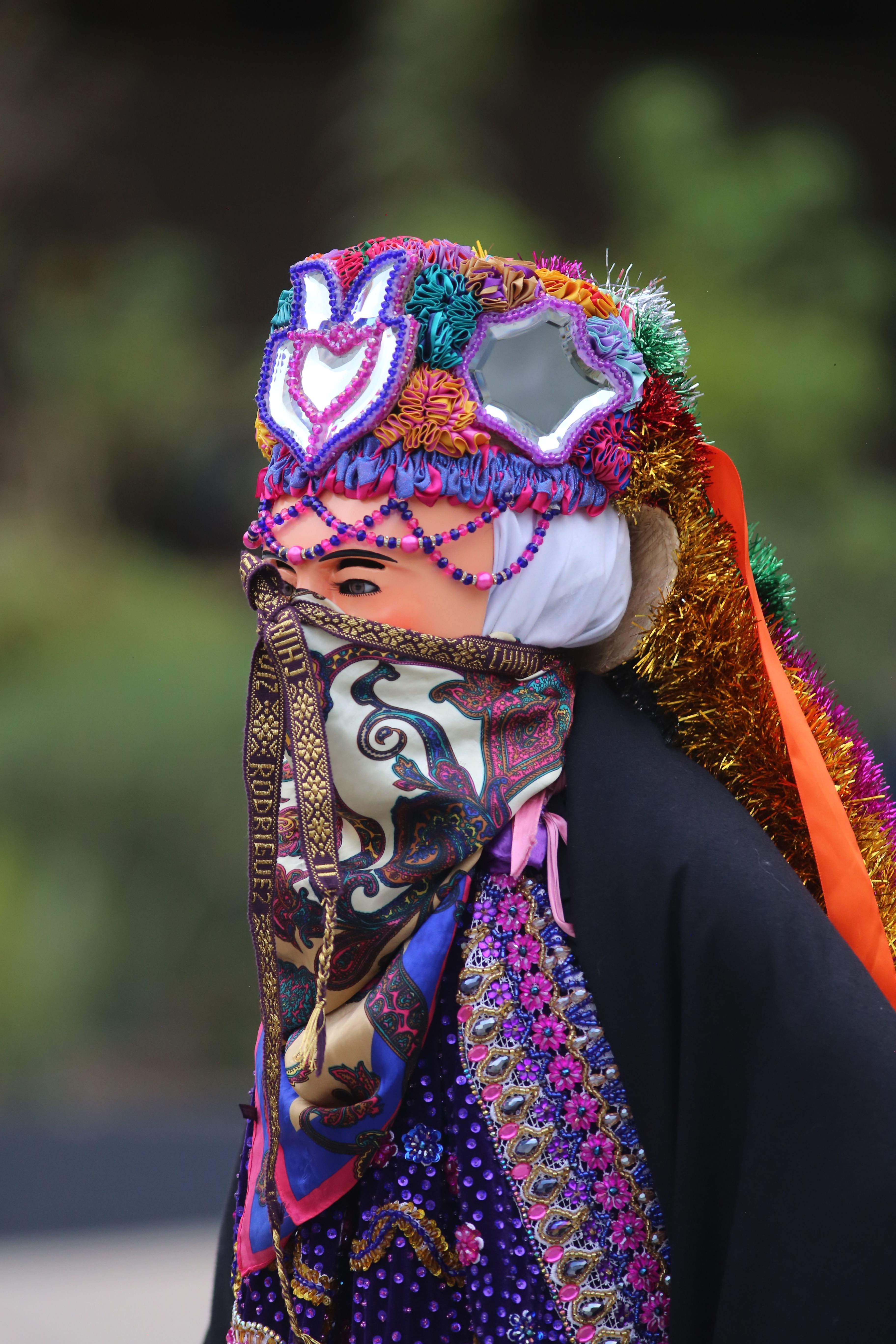 Traditional Mexican Dancer in Vibrant Attire · Free Stock Photo
