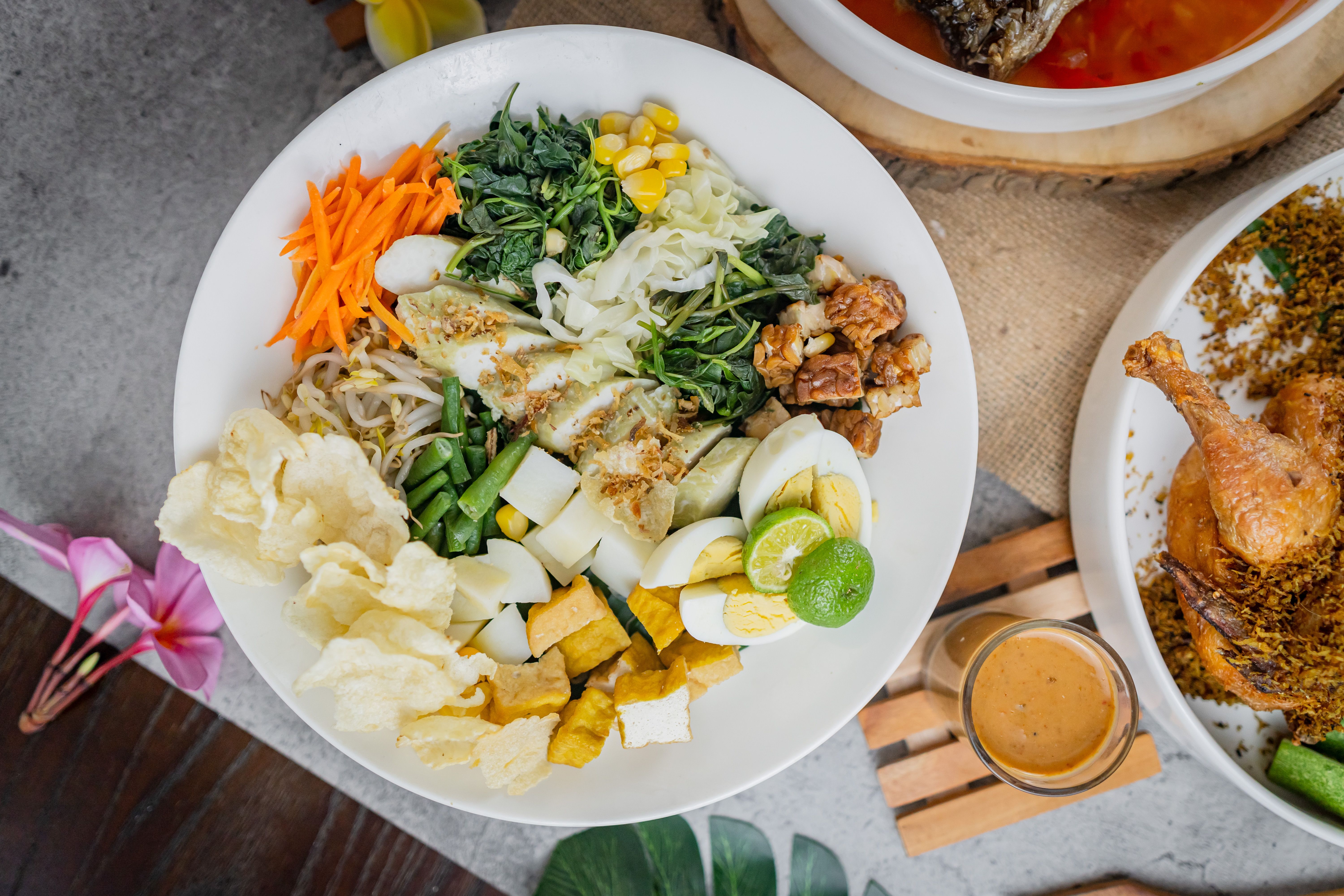 Vibrant Indonesian Gado-Gado Plate with Eggs · Free Stock Photo
