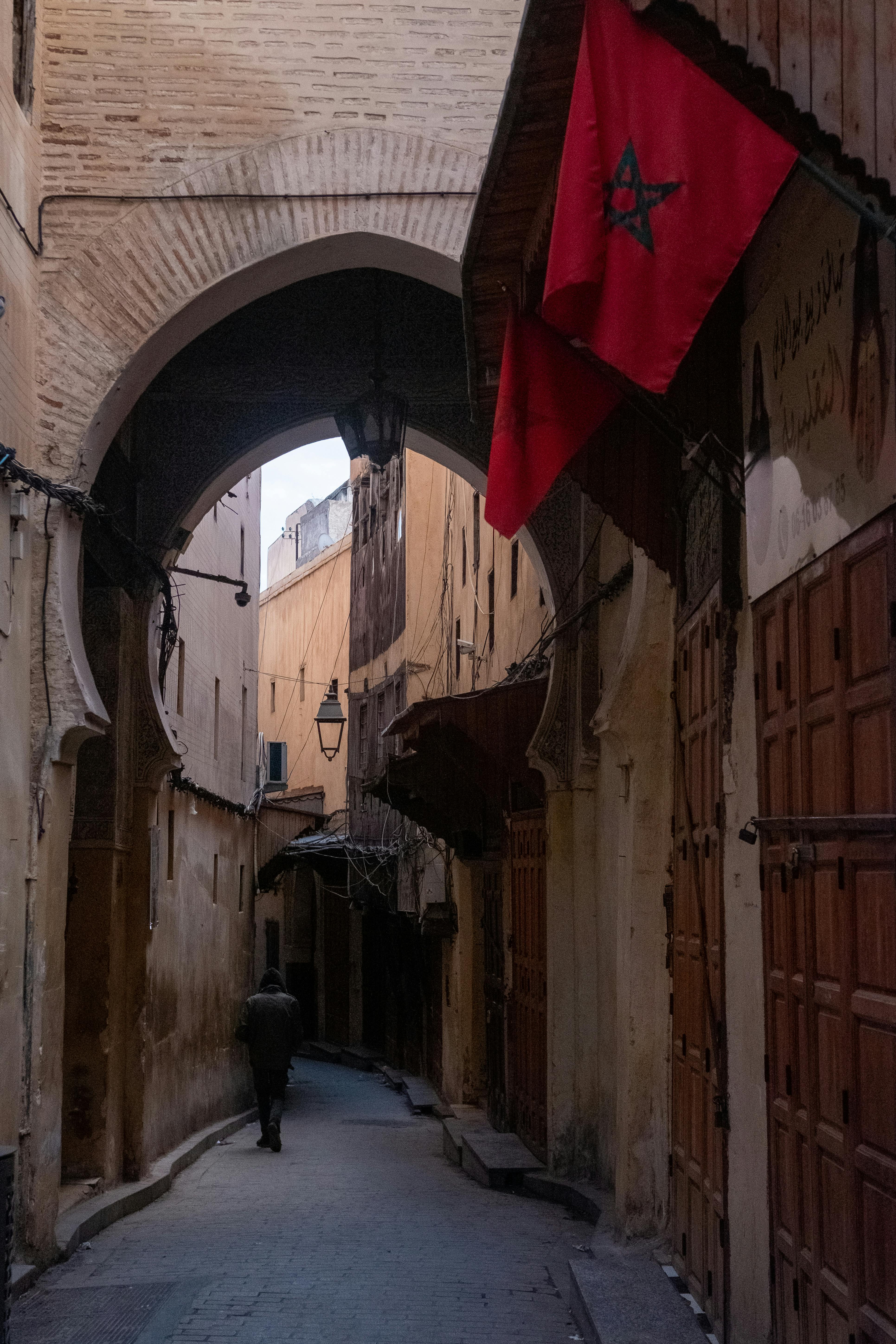 Historic Alleyway in Fez Medina, Morocco · Free Stock Photo