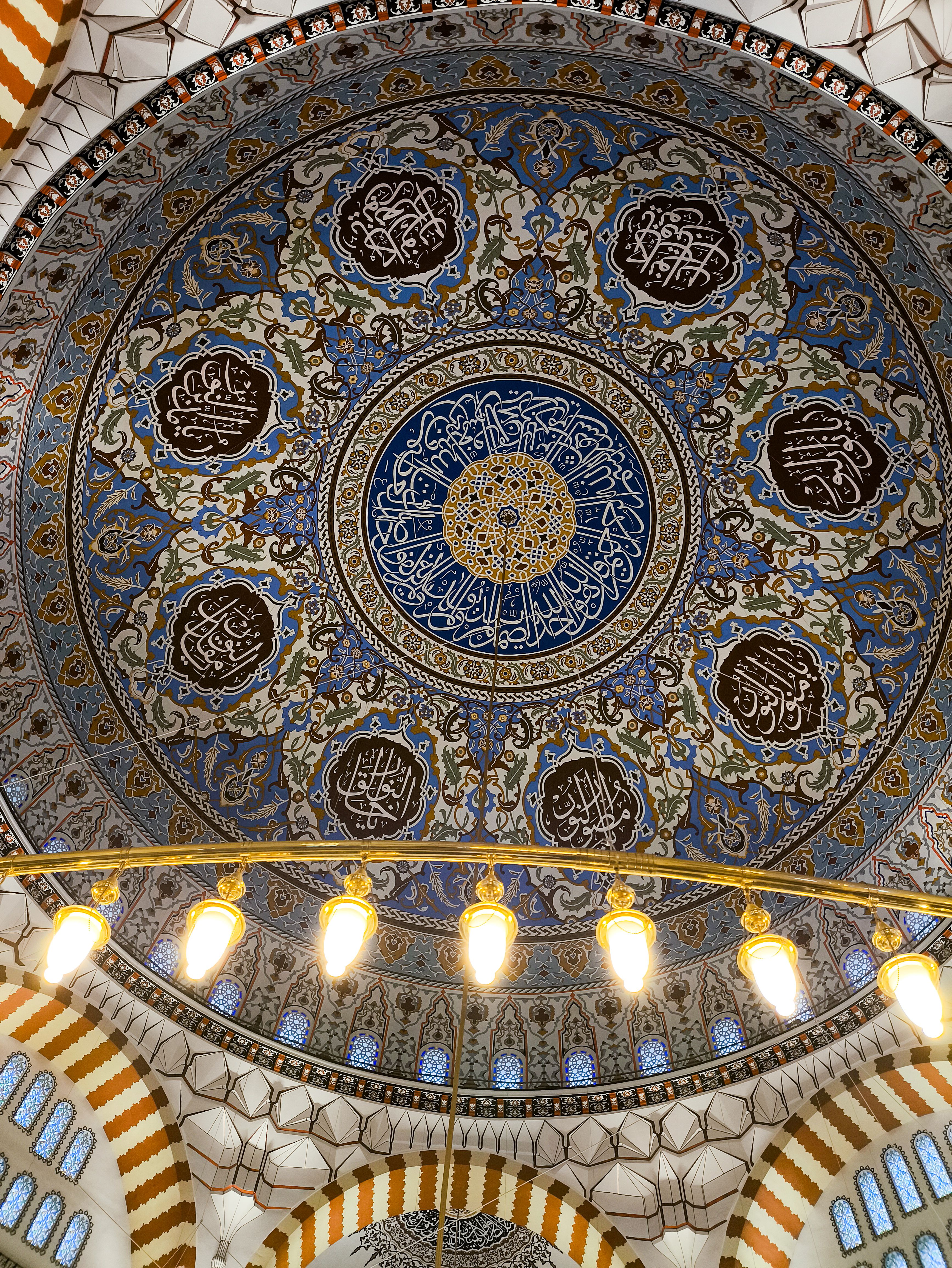 Intricate Dome Architecture with Islamic Art · Free Stock Photo