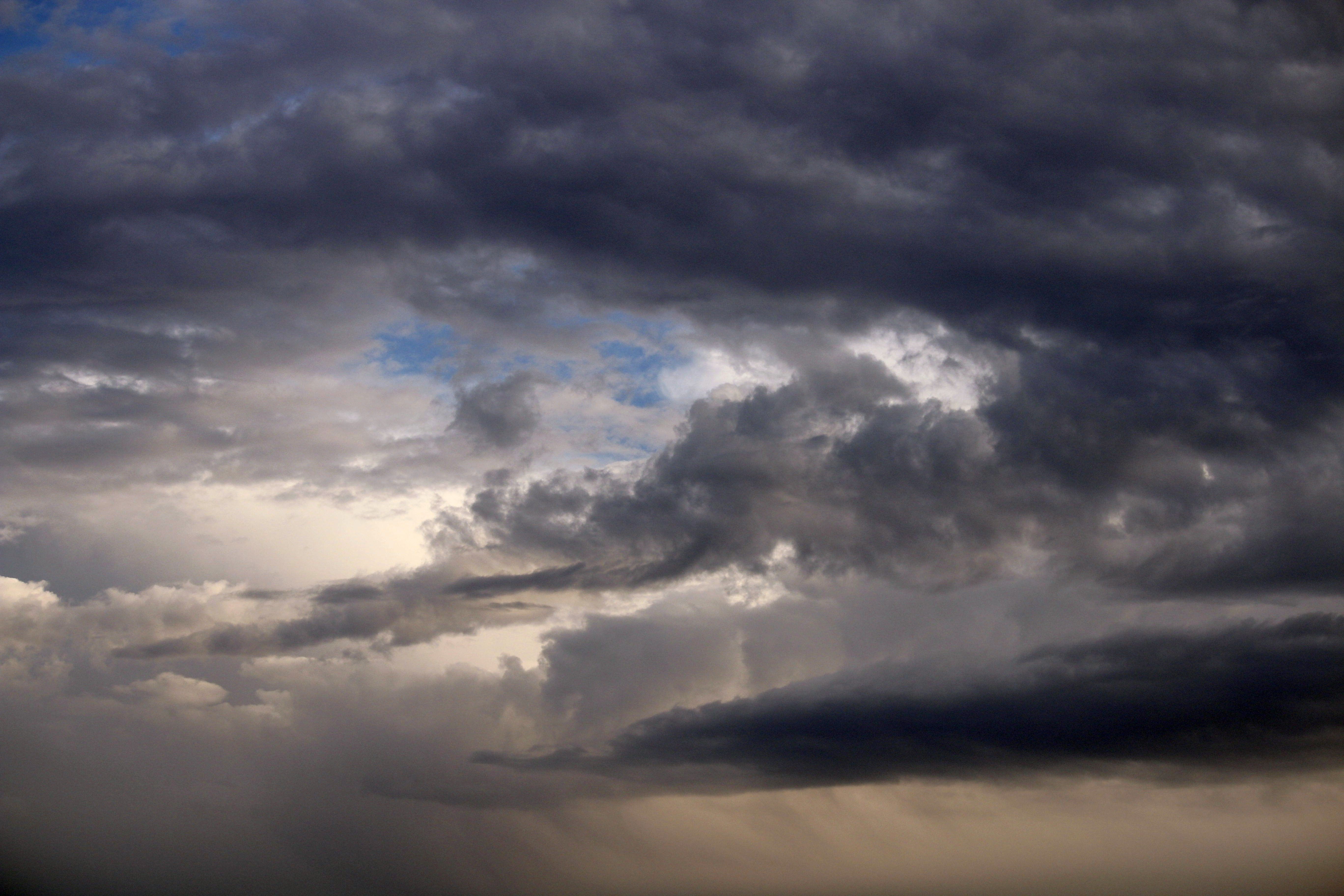 Dramatic Overcast Sky with Cumulonimbus Clouds · Free Stock Photo