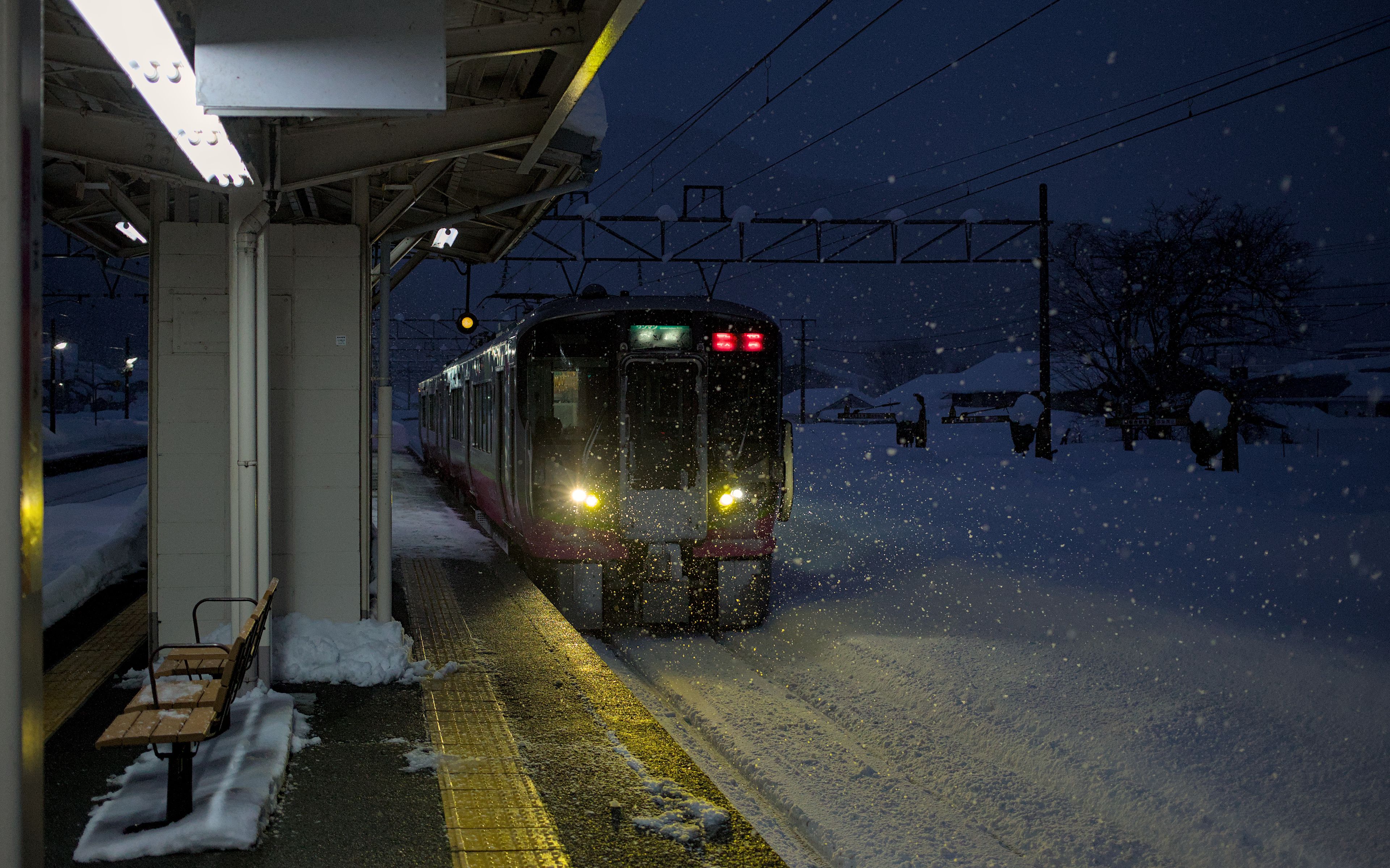Winter Night Train Arriving at Japanese Station · Free Stock Photo