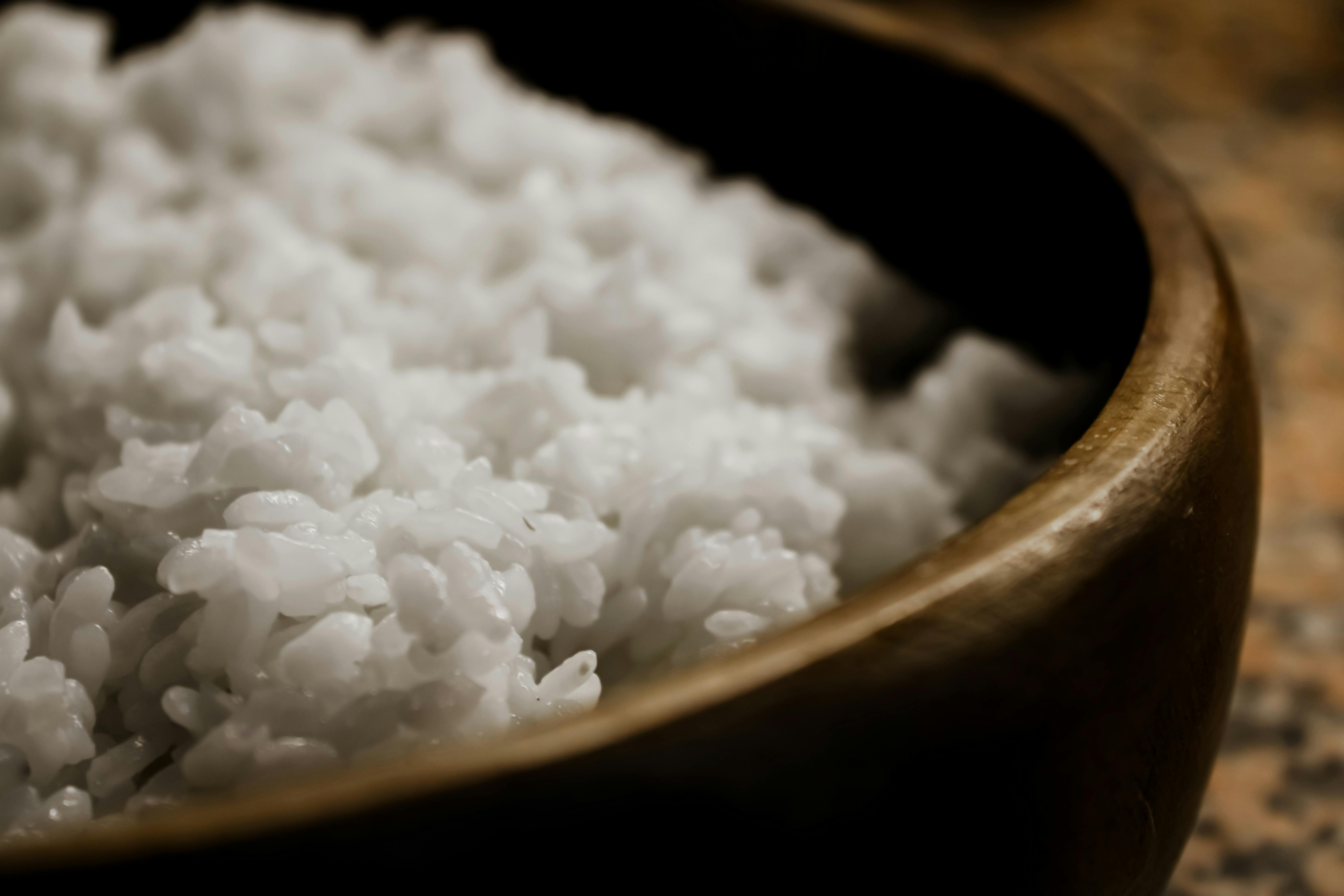 Close-up of Steamed Rice in Wooden Bowl · Free Stock Photo