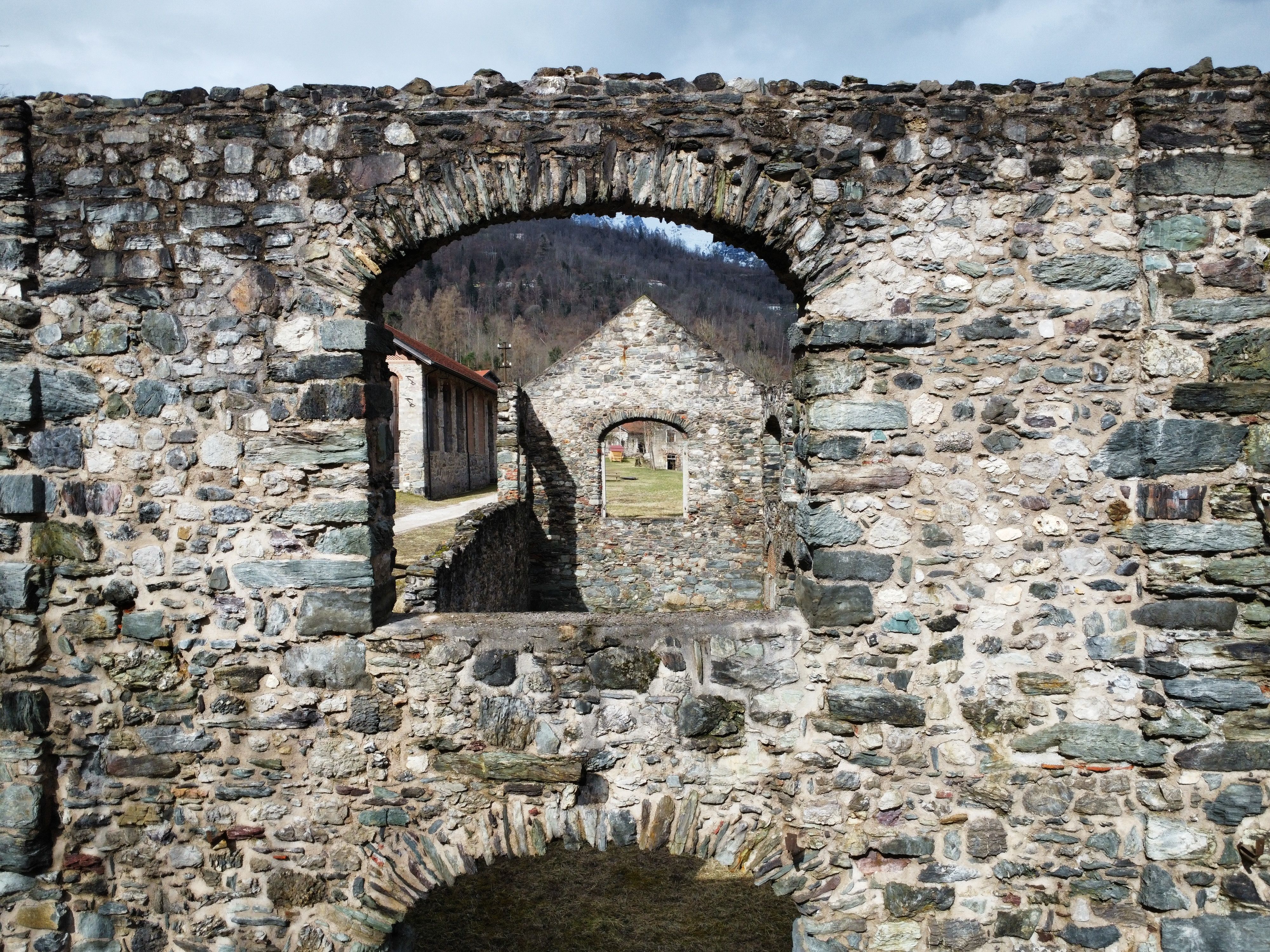Historic Stone Wall with Archway in Italy · Free Stock Photo