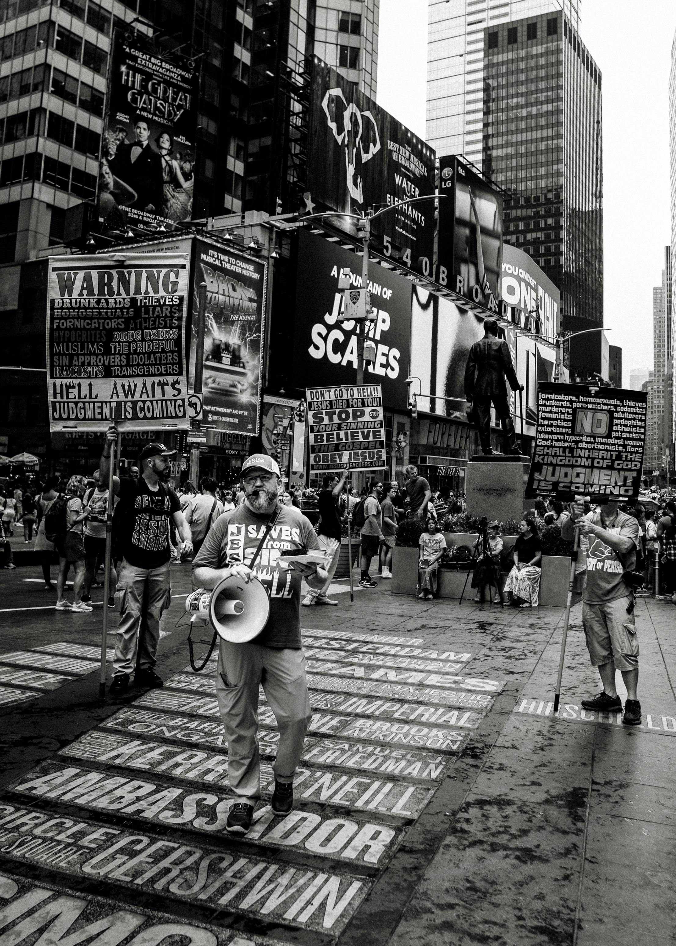 3 Set Advertising Signs High Resolution Photos, Download The BEST Free ...