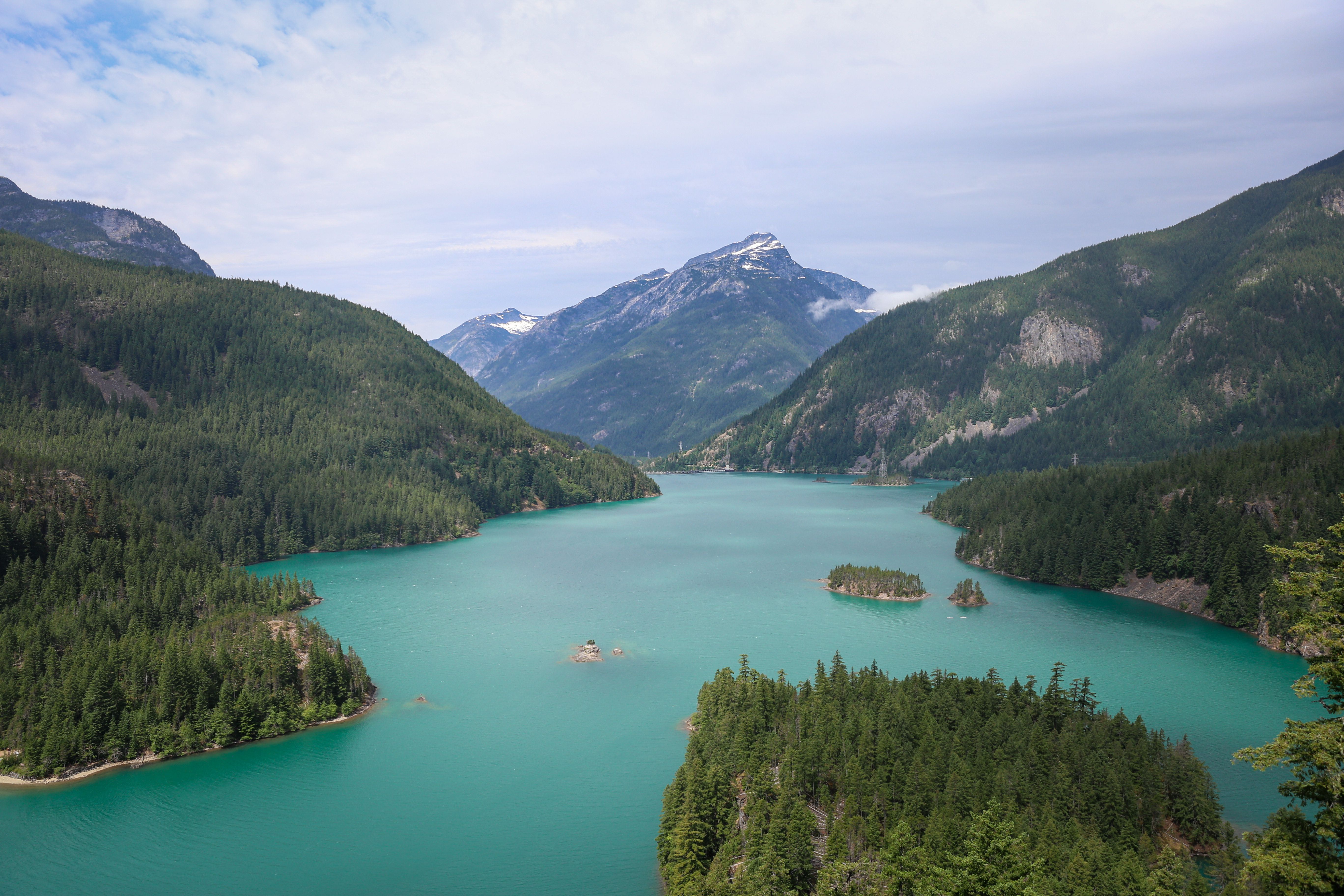 Stunning View of Diablo Lake in Washington's North Cascades · Free ...