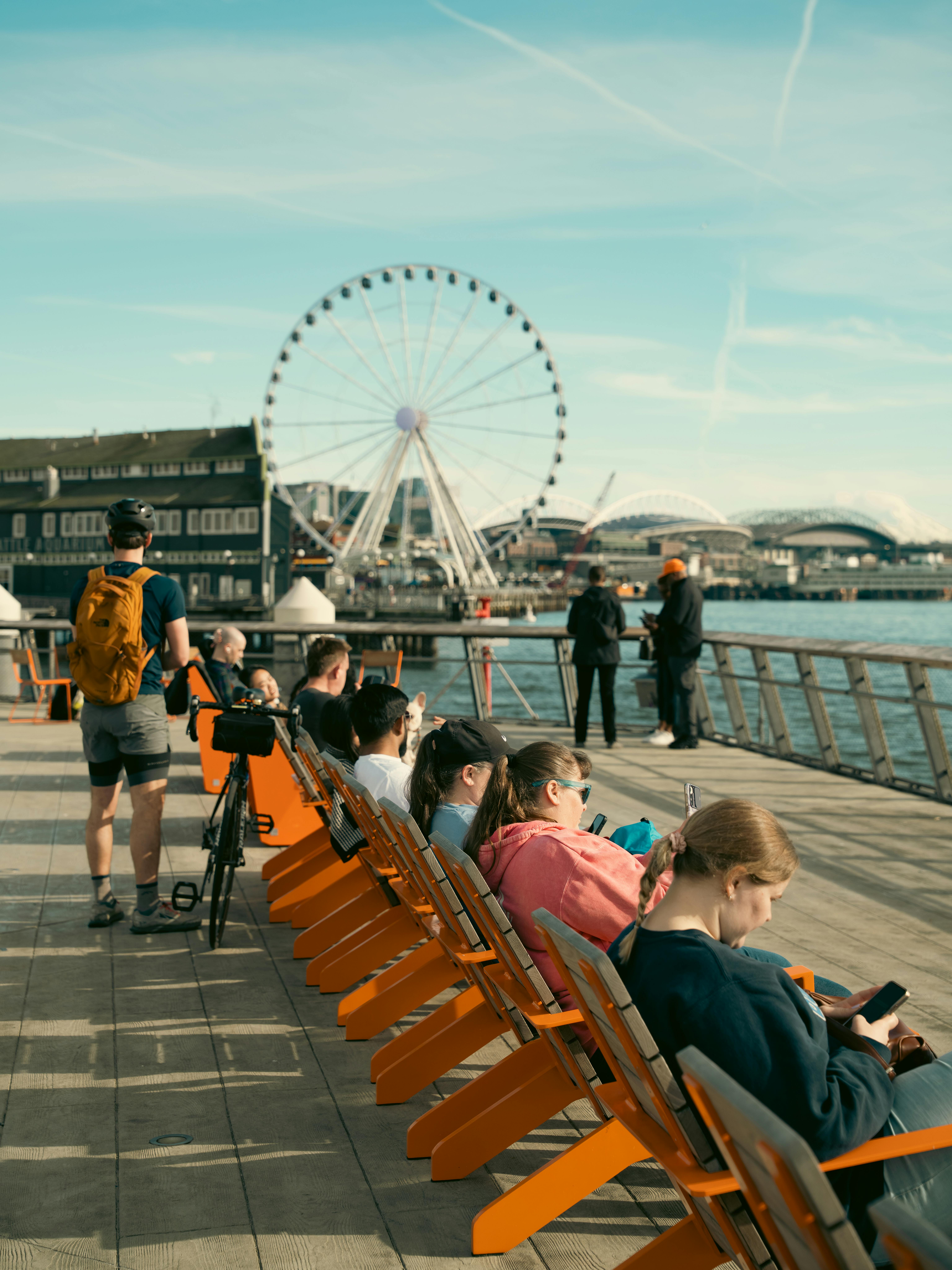Sunny Day at Seattle Waterfront with Ferris Wheel · Free Stock Photo