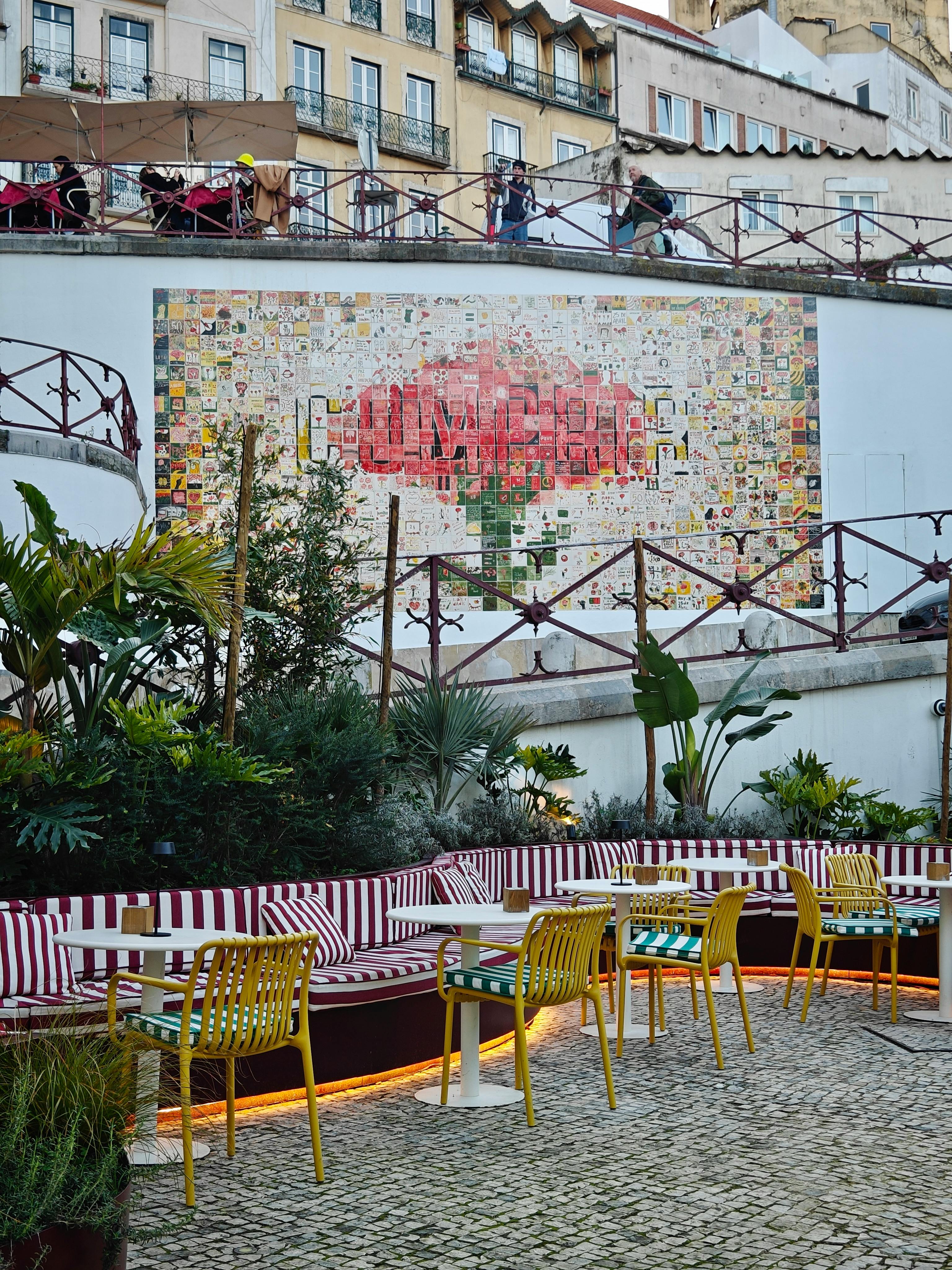 Outdoor Cafe Photos, Download The BEST Free Outdoor Cafe Stock Photos ...