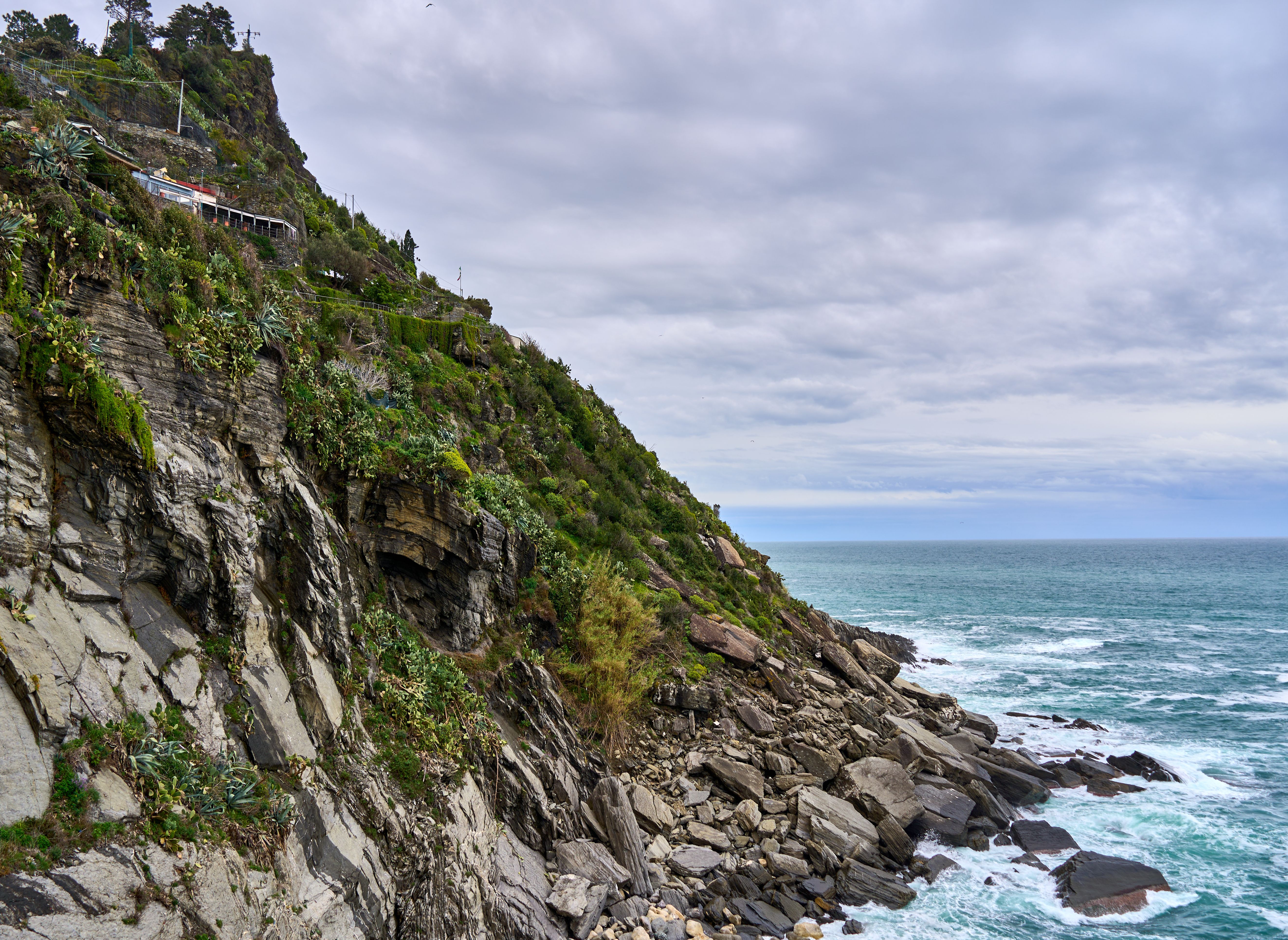Dramatic Coastal Cliffside with Ocean View · Free Stock Photo