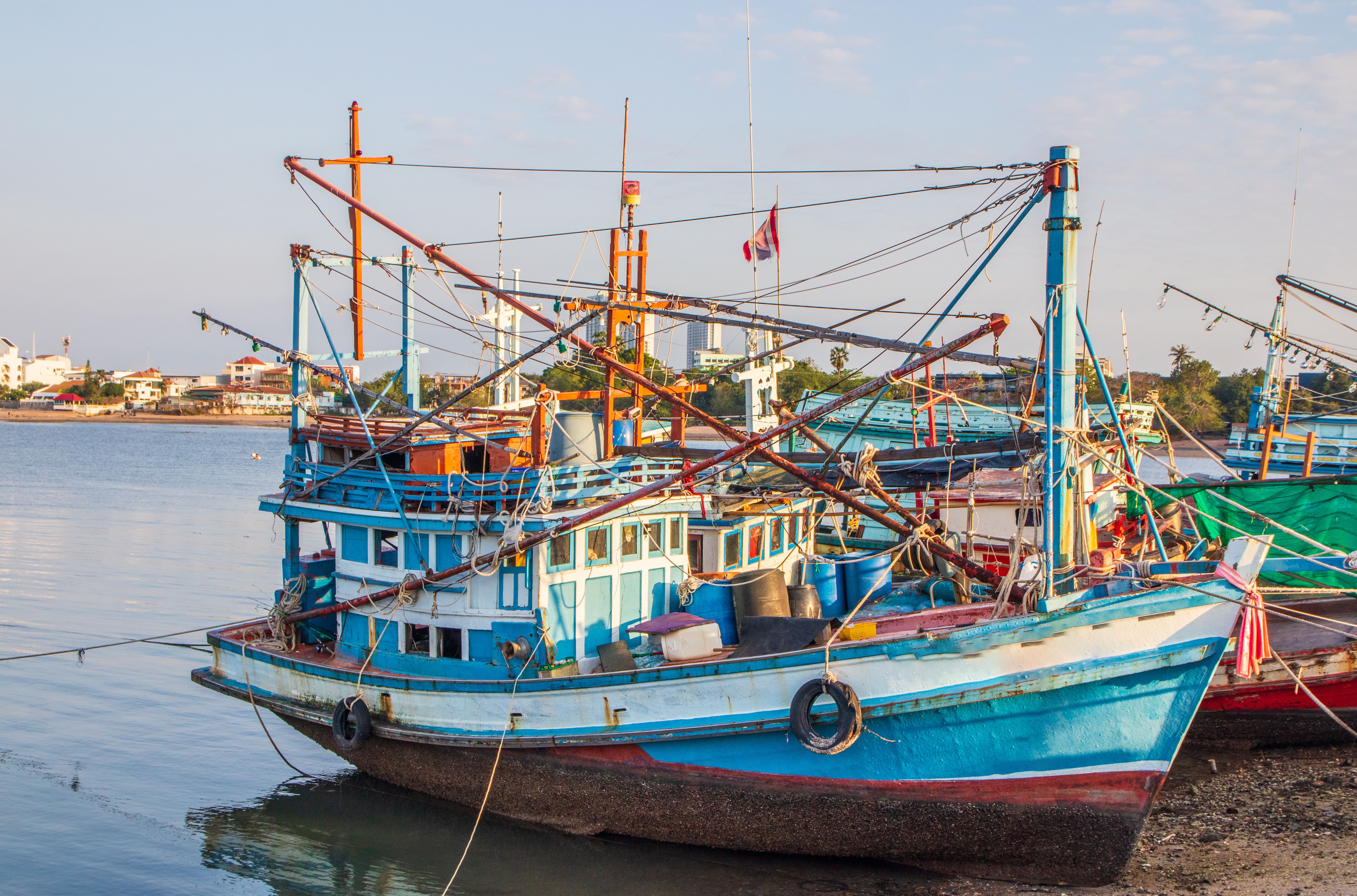 Traditional Fishing Boat in Pattaya Harbor · Free Stock Photo