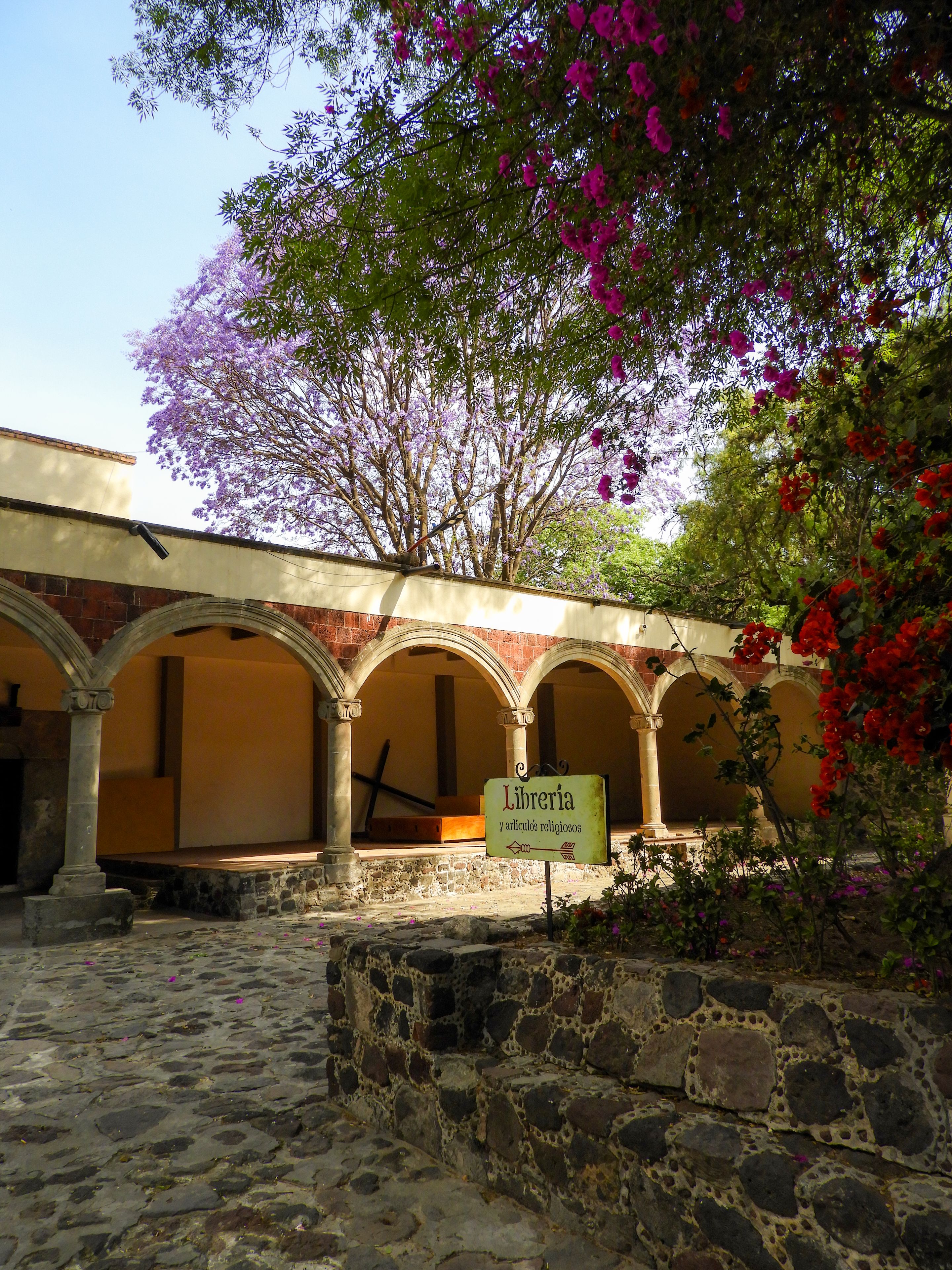 Beautiful Colonial Architecture in Teotihuacán · Free Stock Photo