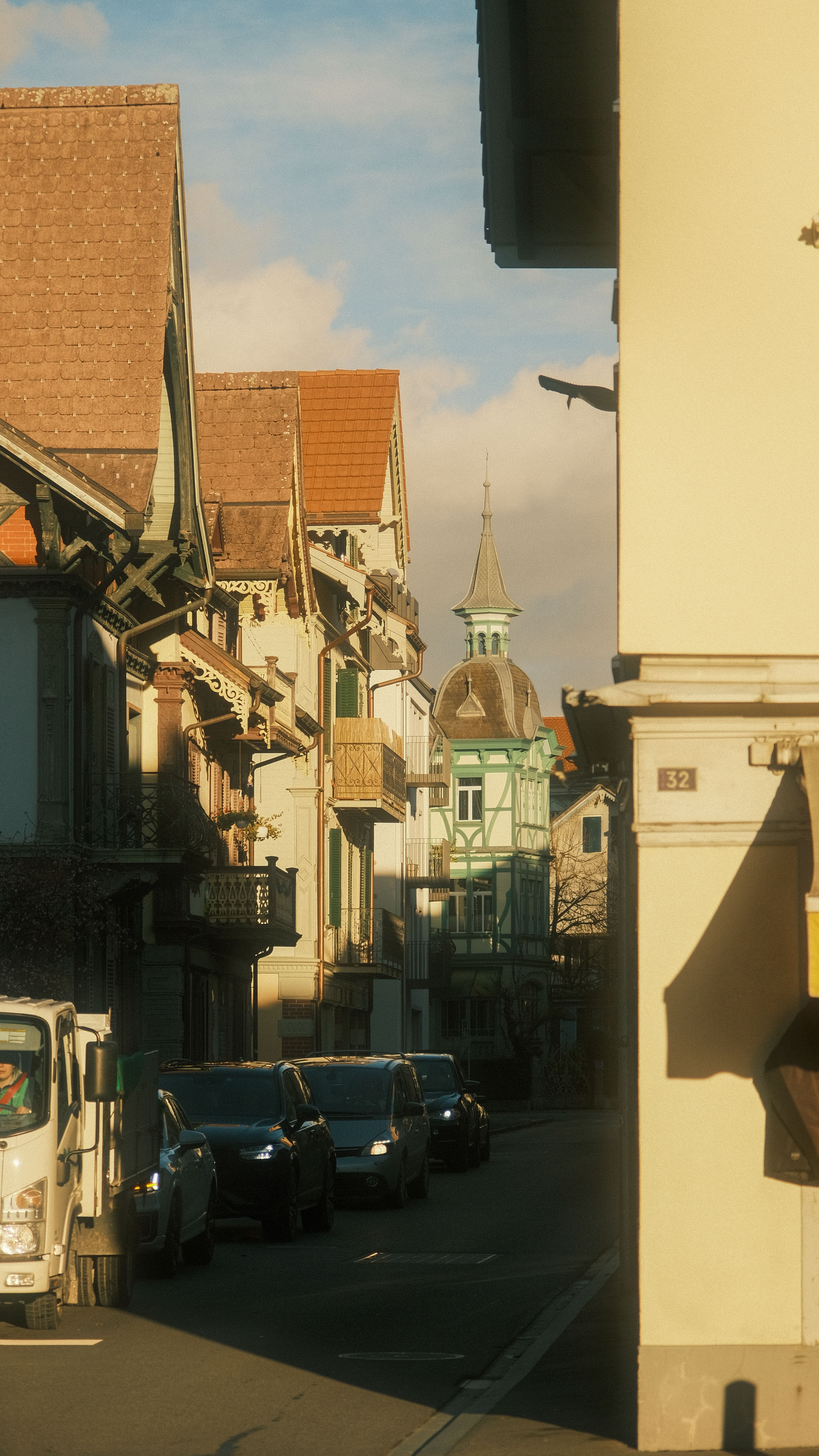Charming Street View with European Architecture · Free Stock Photo