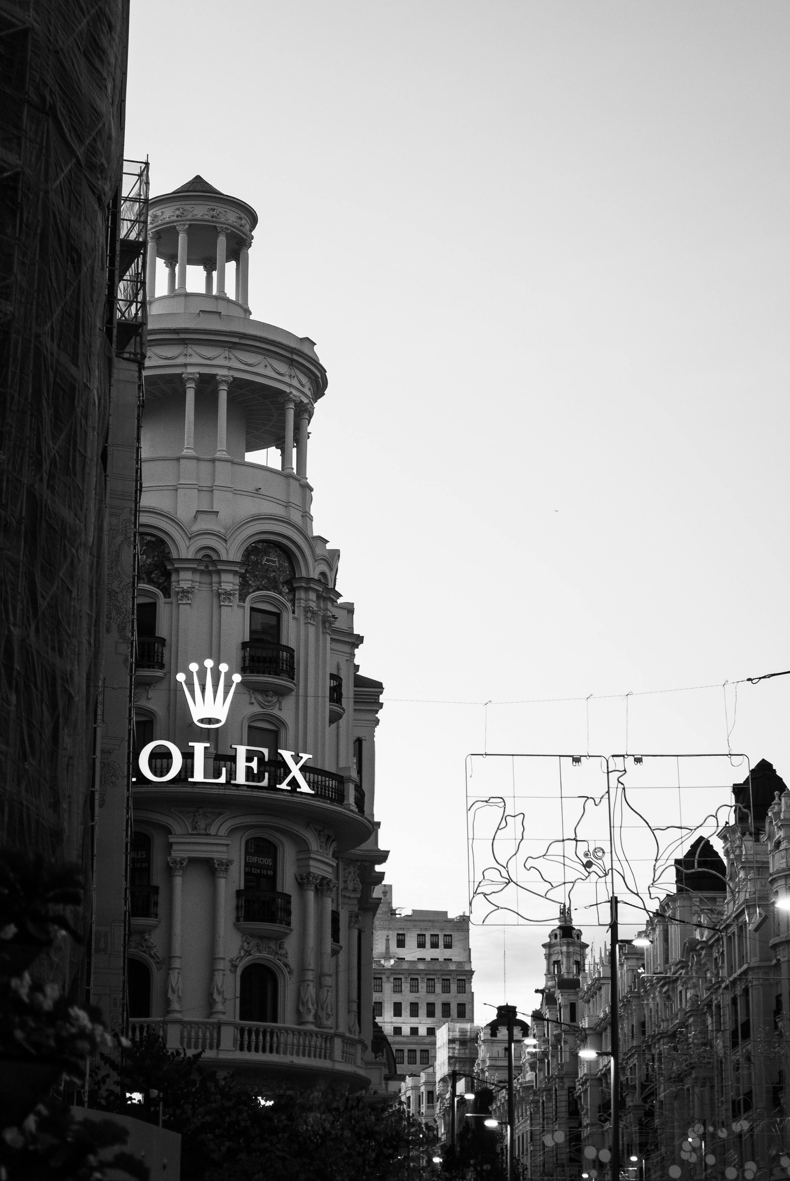 Elegant Black and White City Architecture Scene · Free Stock Photo