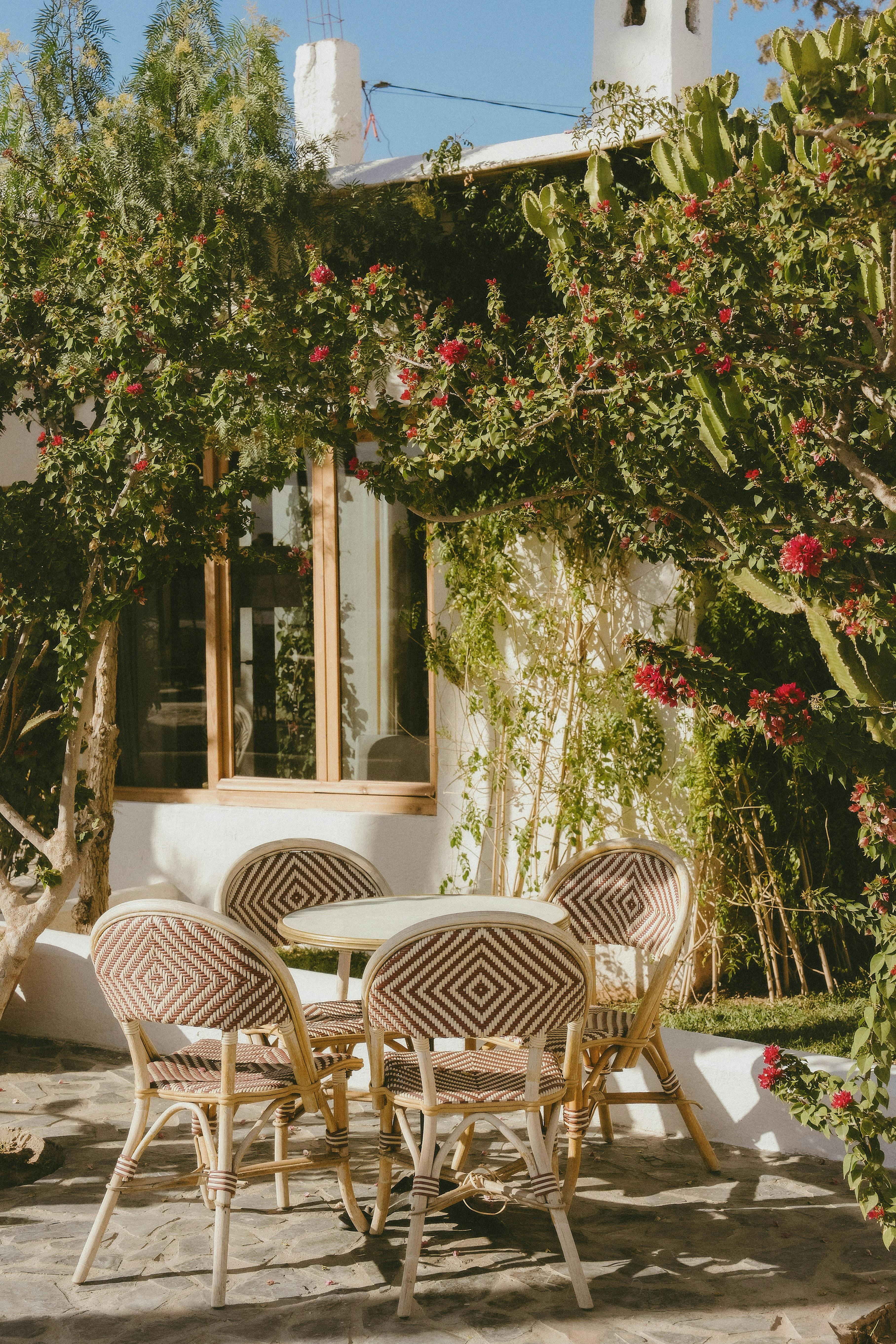 Charming Outdoor Cafe Setting in Marrakesh · Free Stock Photo