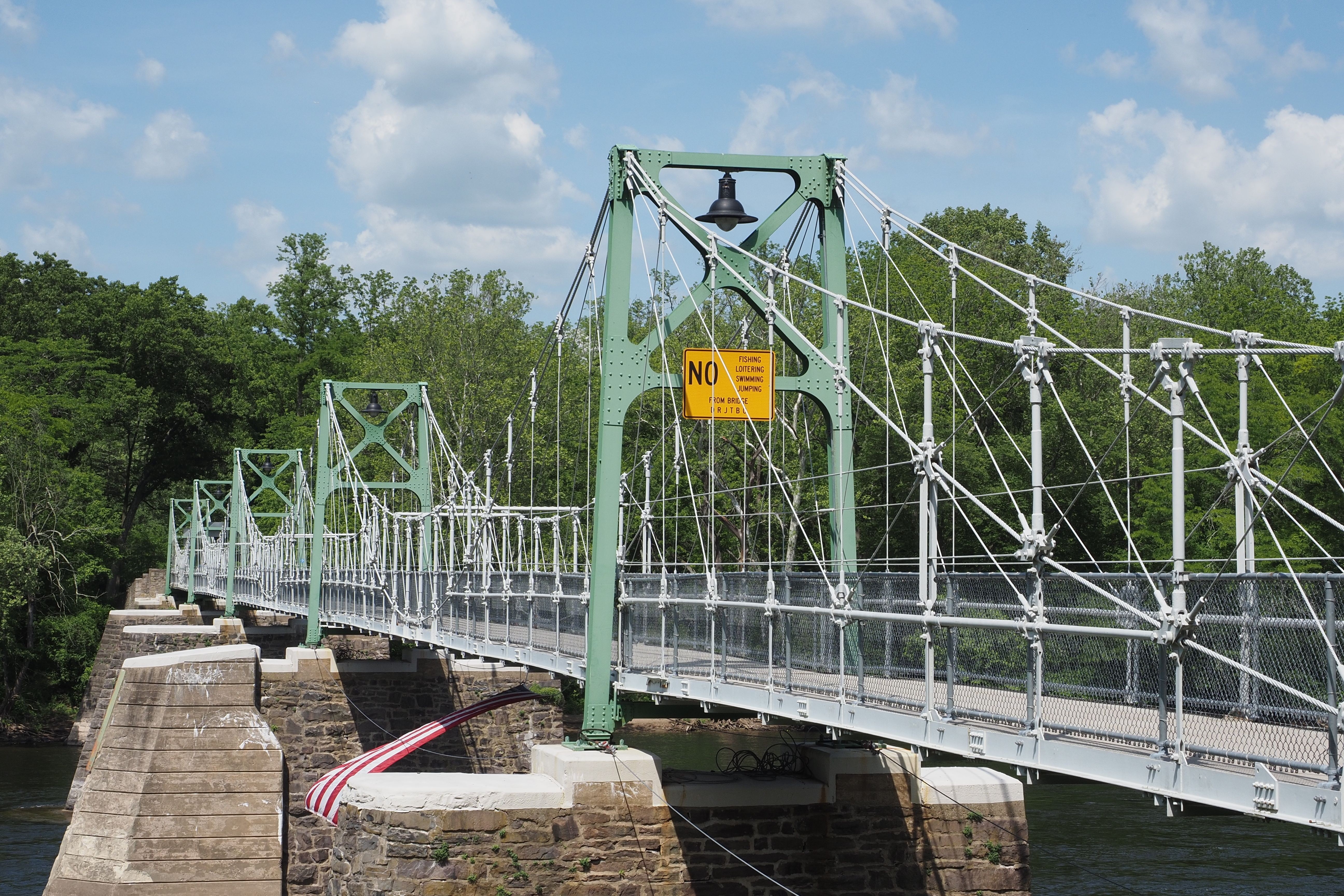Iconic Delaware River Suspension Bridge · Free Stock Photo