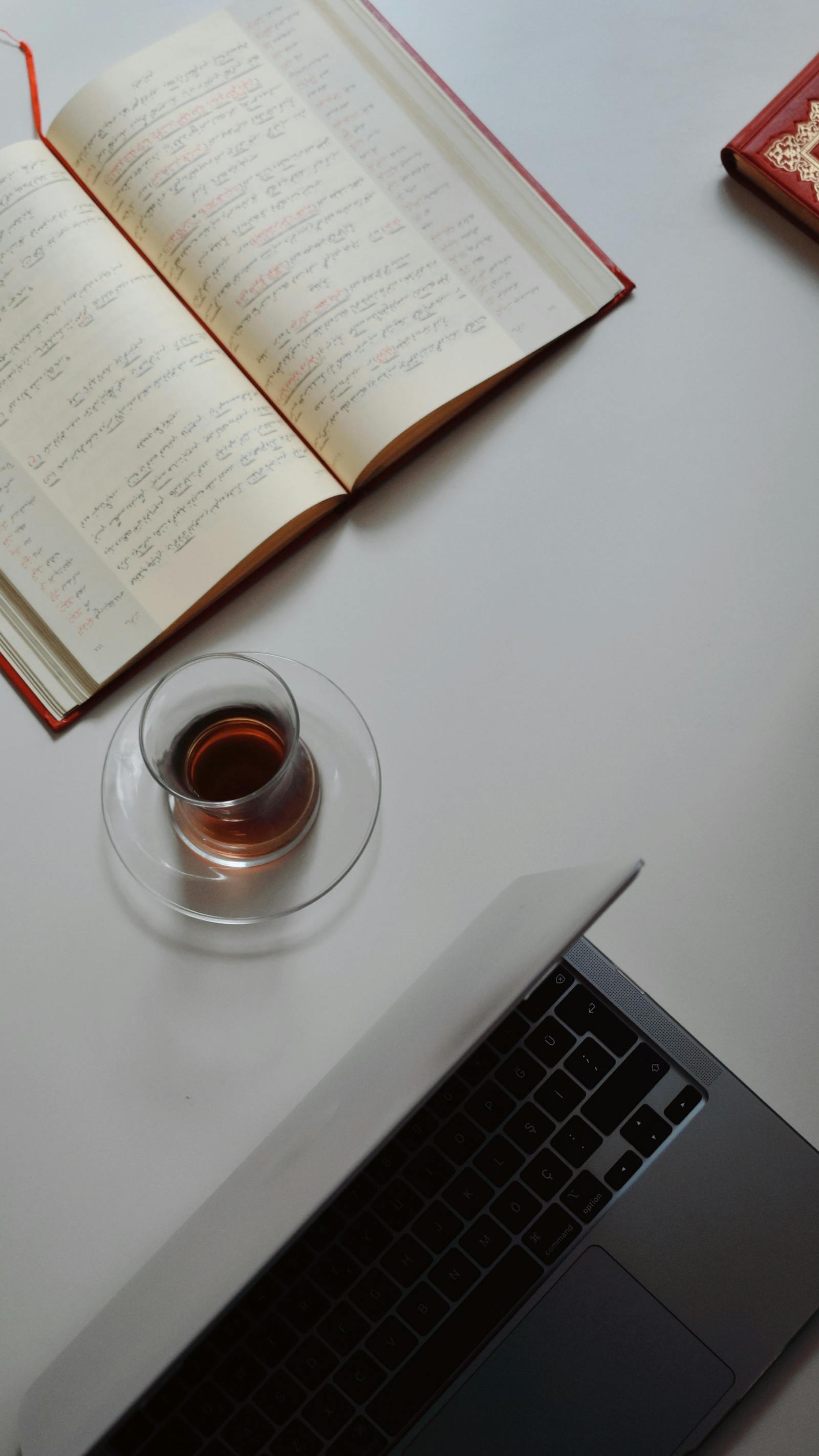 Laptop Dp Photos, Download The BEST Free Laptop Dp Stock Photos & HD Images