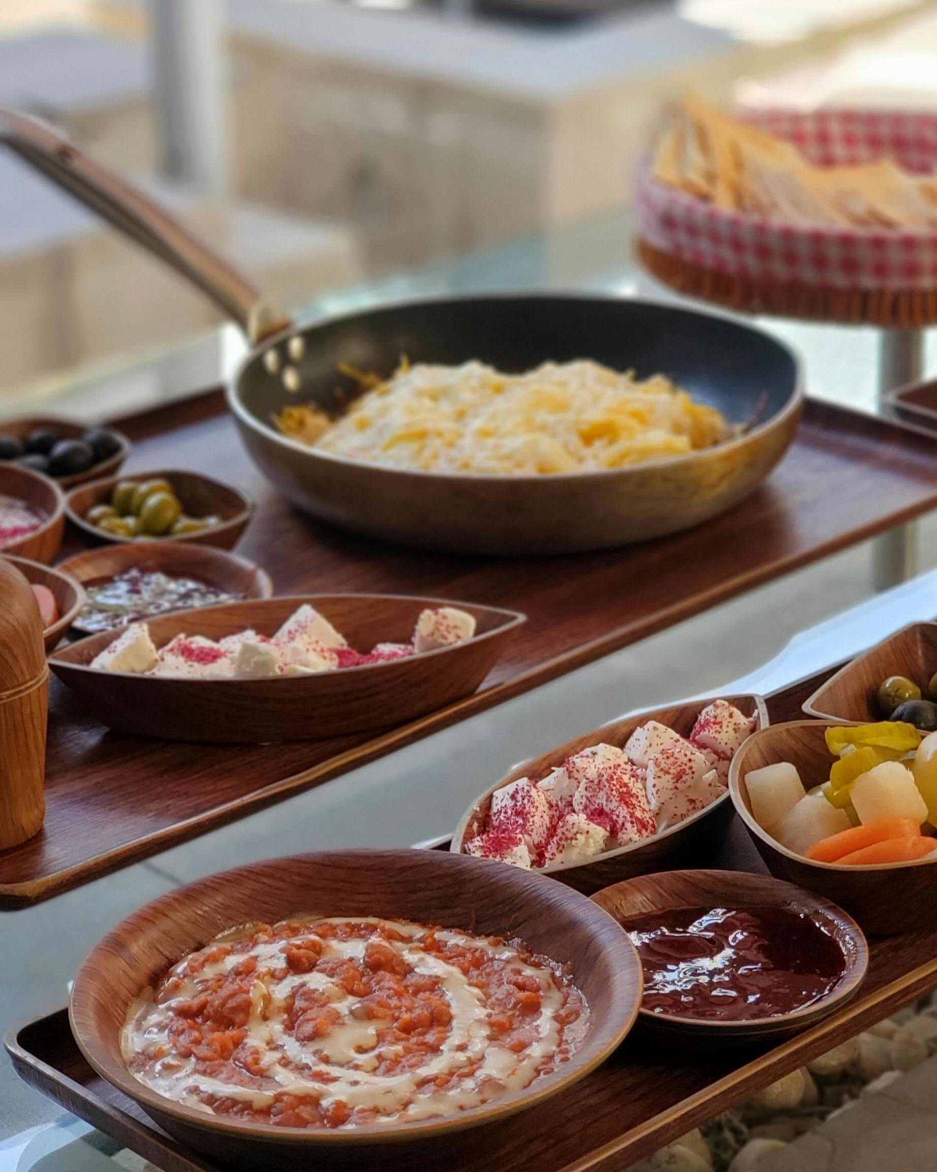Traditional Yemeni Breakfast in Sana'a · Free Stock Photo