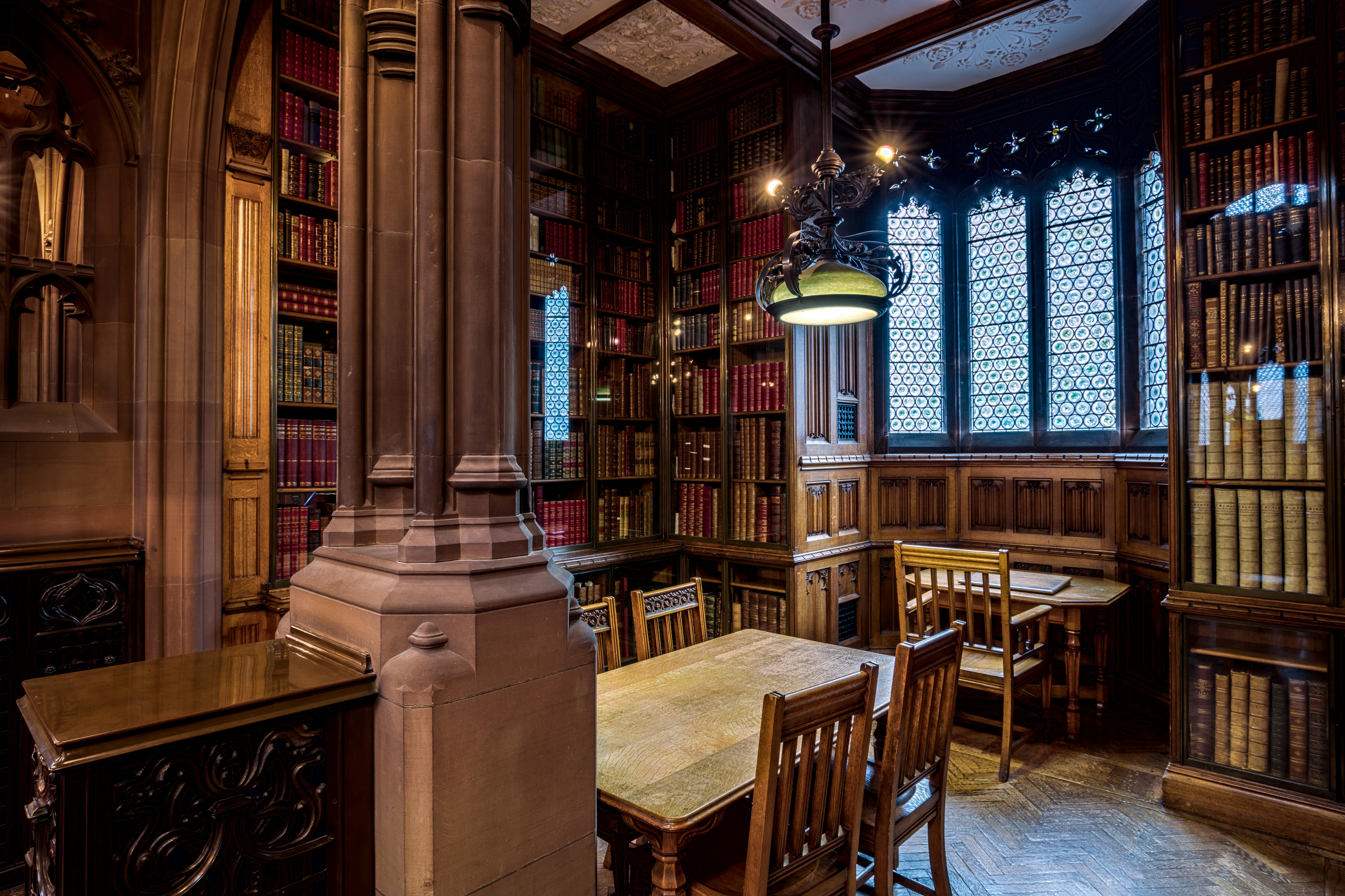 Old Library Photos, Download The BEST Free Old Library Stock Photos ...