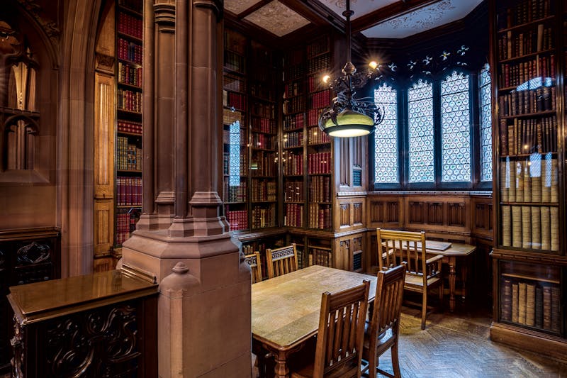 Old Library Photos, Download The BEST Free Old Library Stock Photos ...