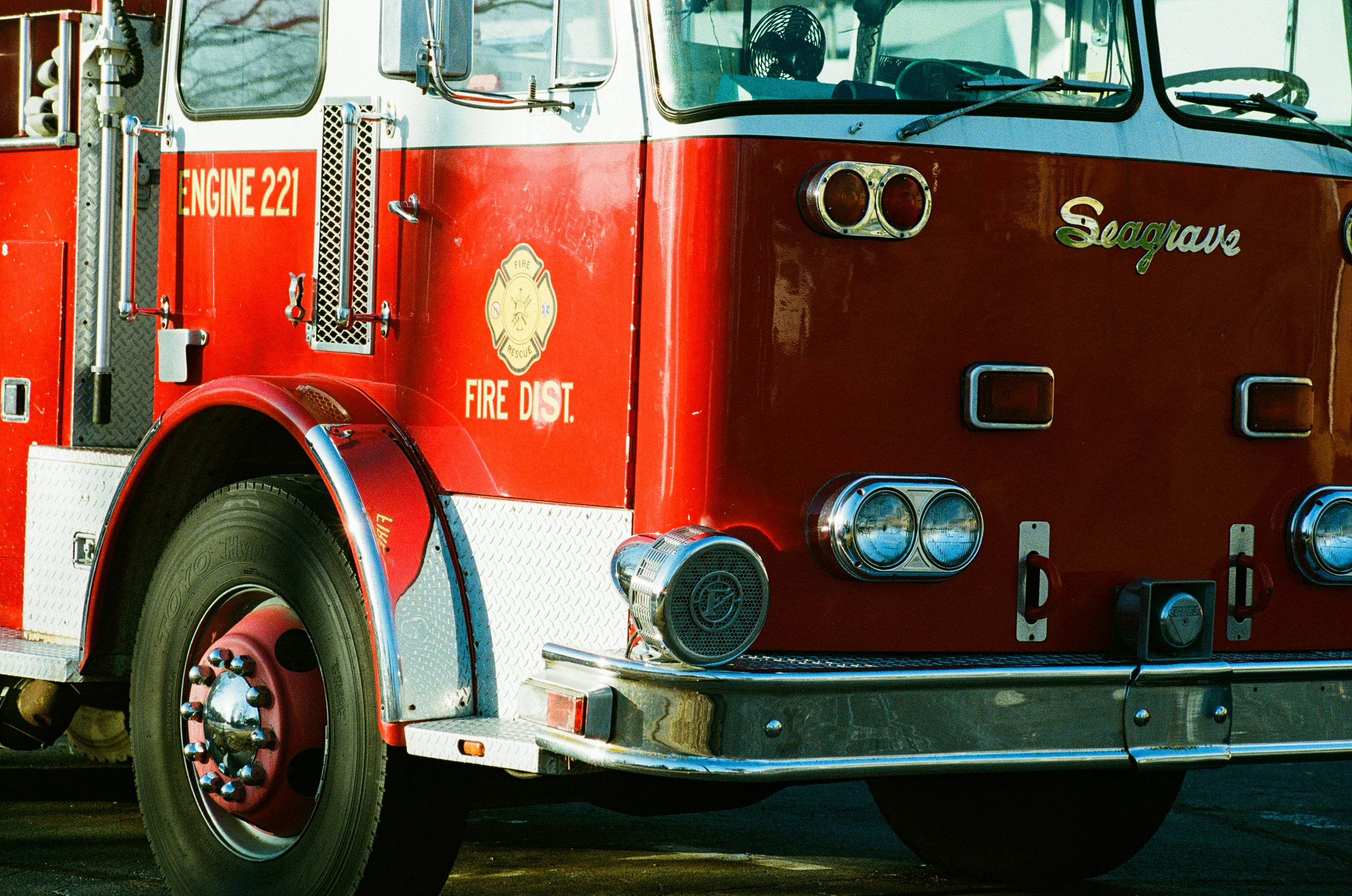 Vintage Seagrave Fire Truck in Kennesaw · Free Stock Photo