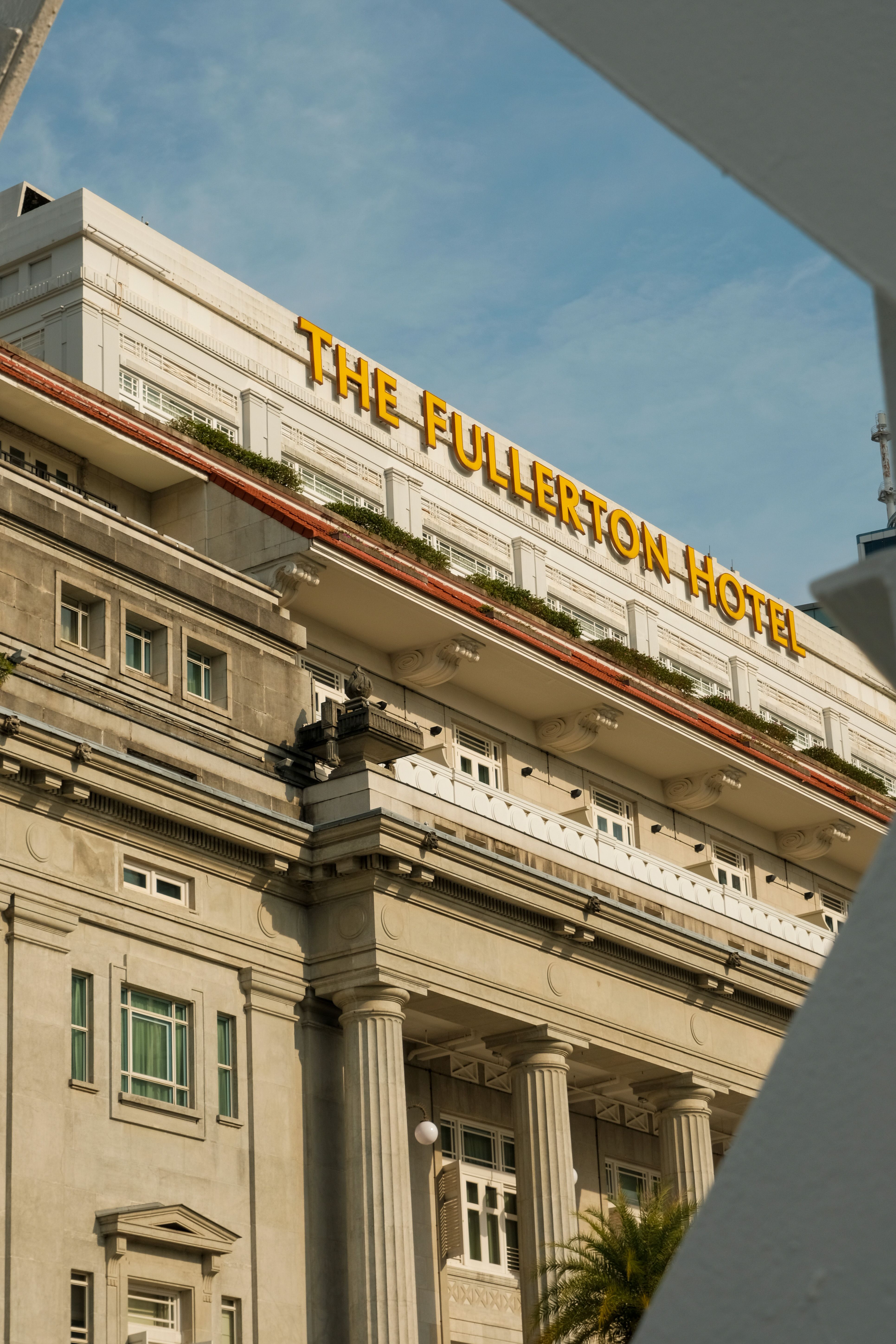 The Fullerton Hotel's Elegant Facade · Free Stock Photo