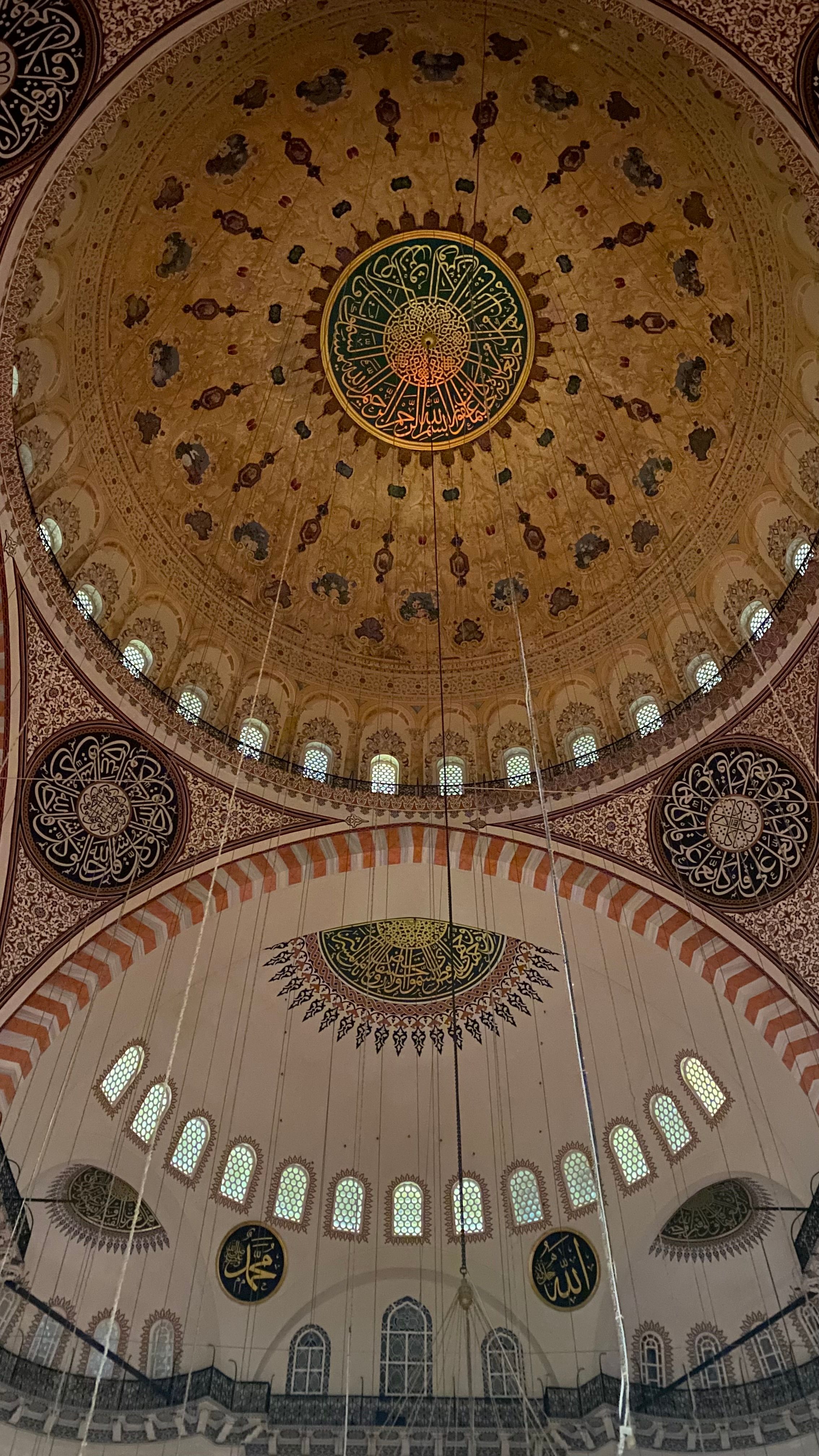 Intricate Islamic Dome Ceiling in Mosque · Free Stock Photo