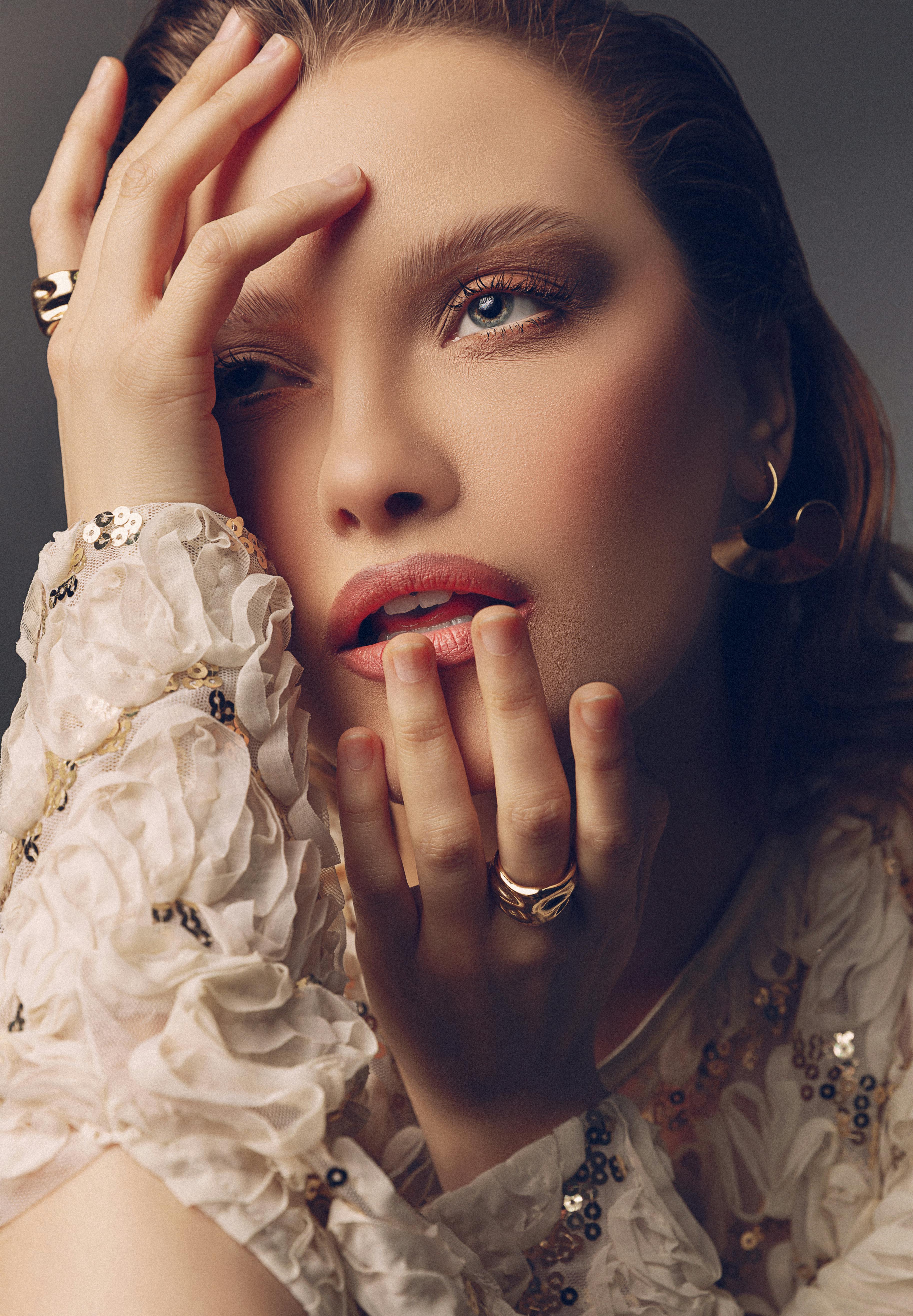 Female Lips Photos, Download The BEST Free Female Lips Stock Photos ...