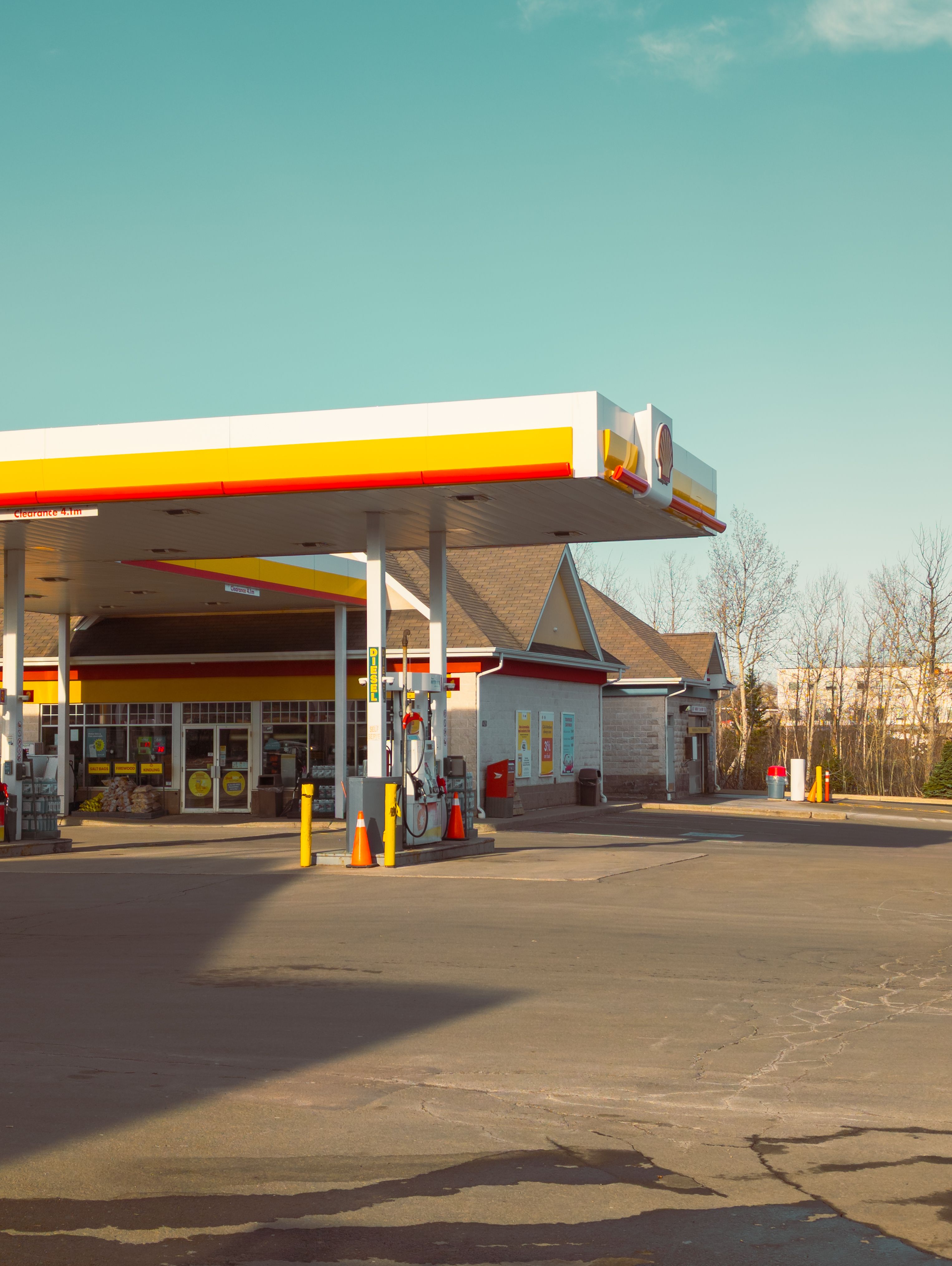 Sunny Day at an Empty Gas Station · Free Stock Photo