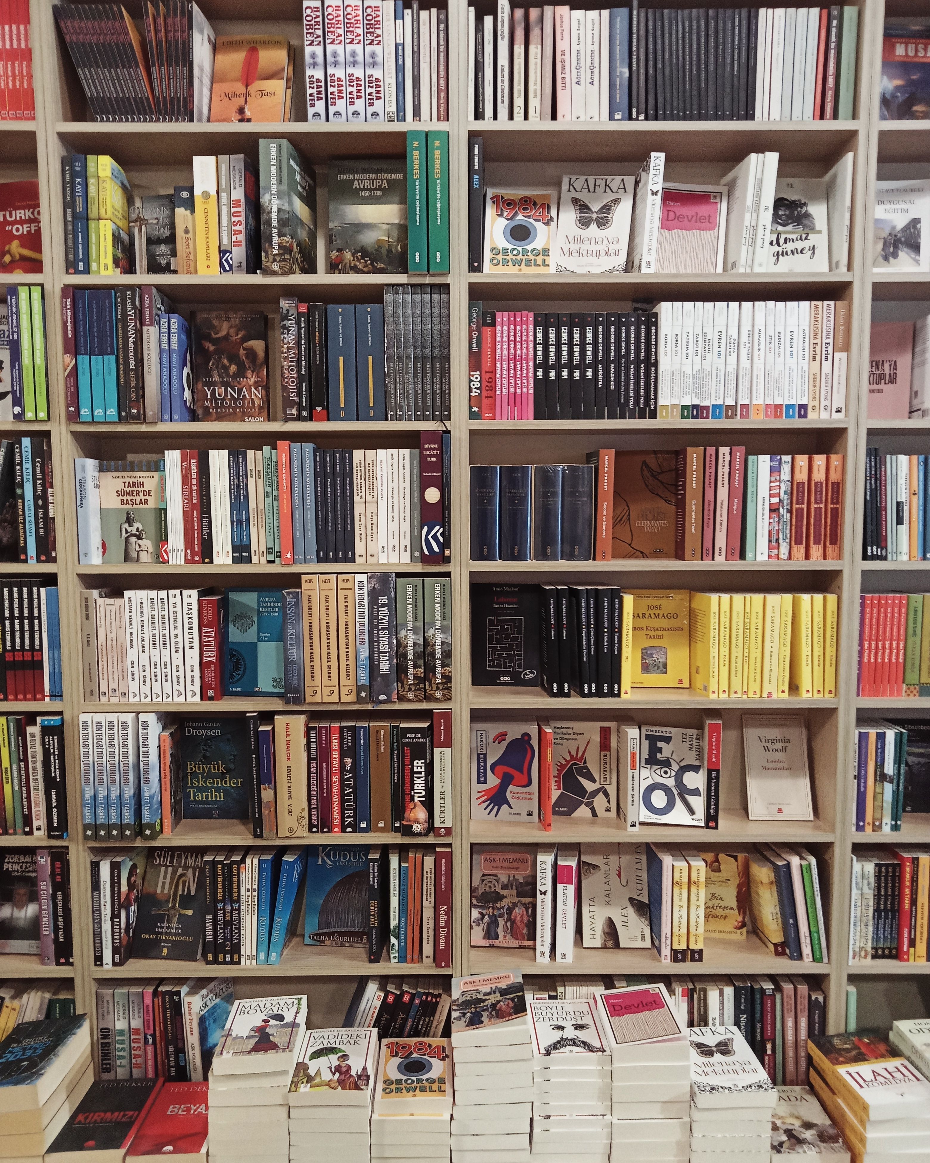 Bookshelf Bookshop Photos, Download The BEST Free Bookshelf Bookshop ...