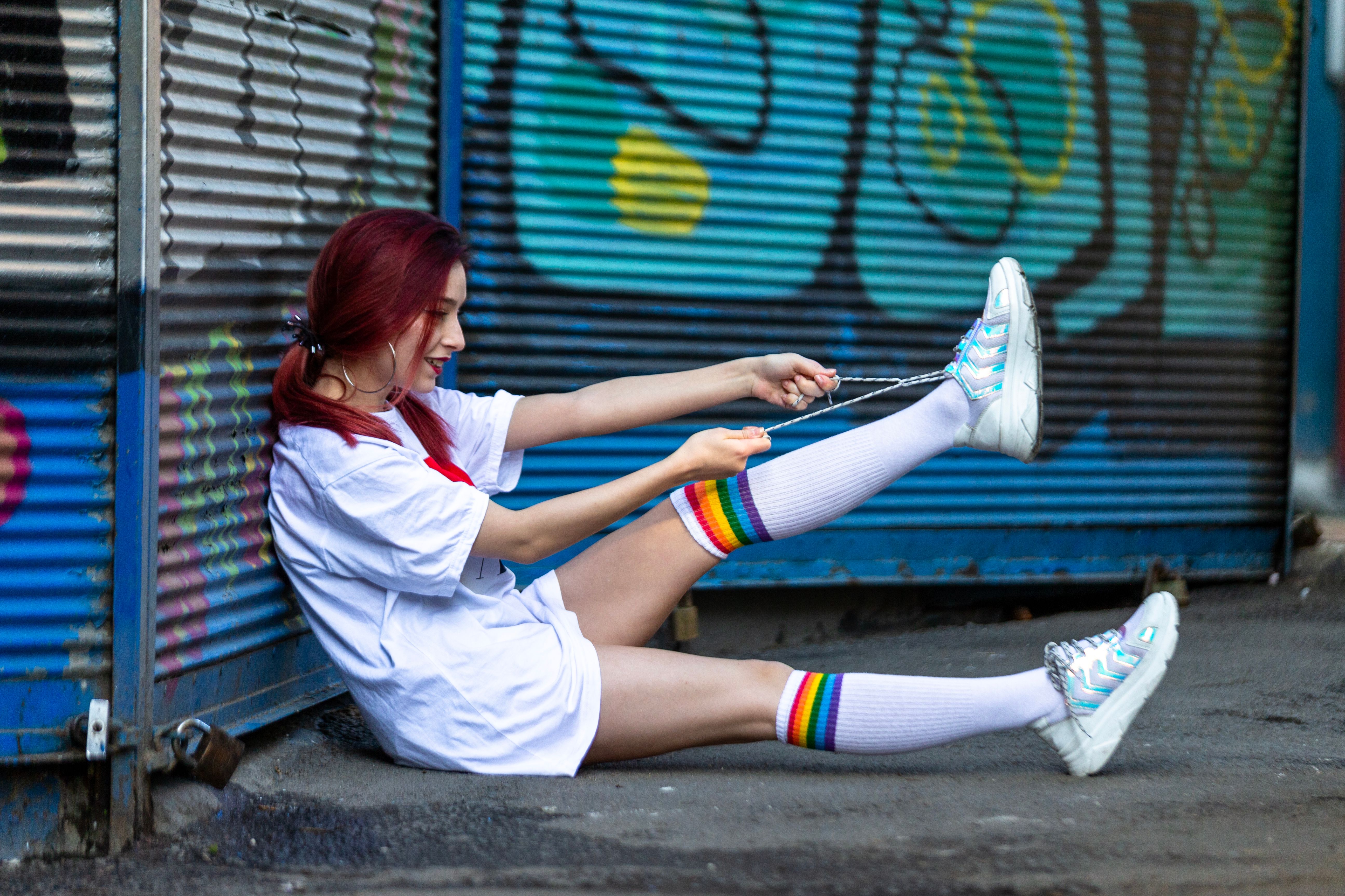 Sneaker With Models Leg Photos, Download The BEST Free Sneaker With ...