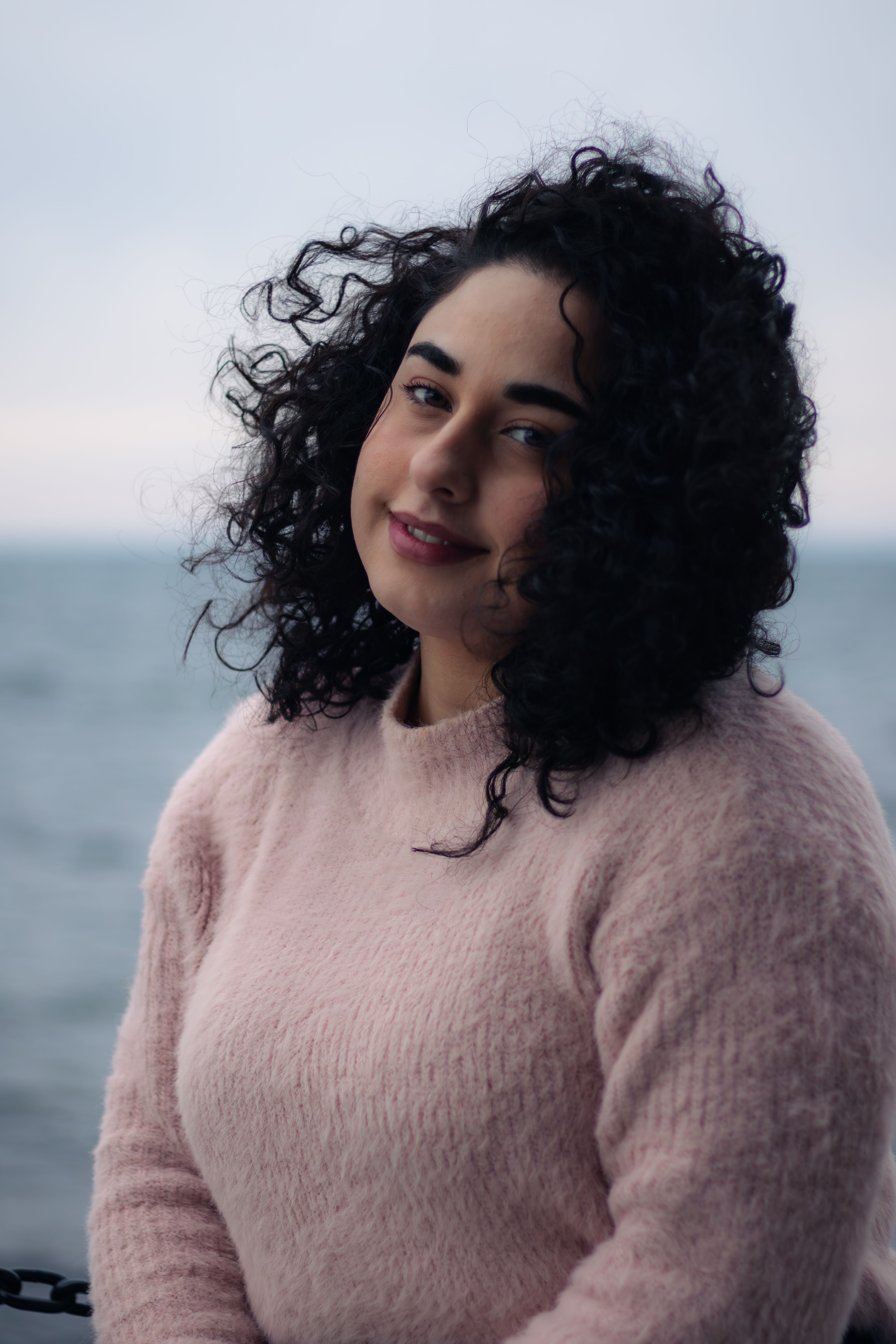 Charming Woman by the Lake in Toronto · Free Stock Photo