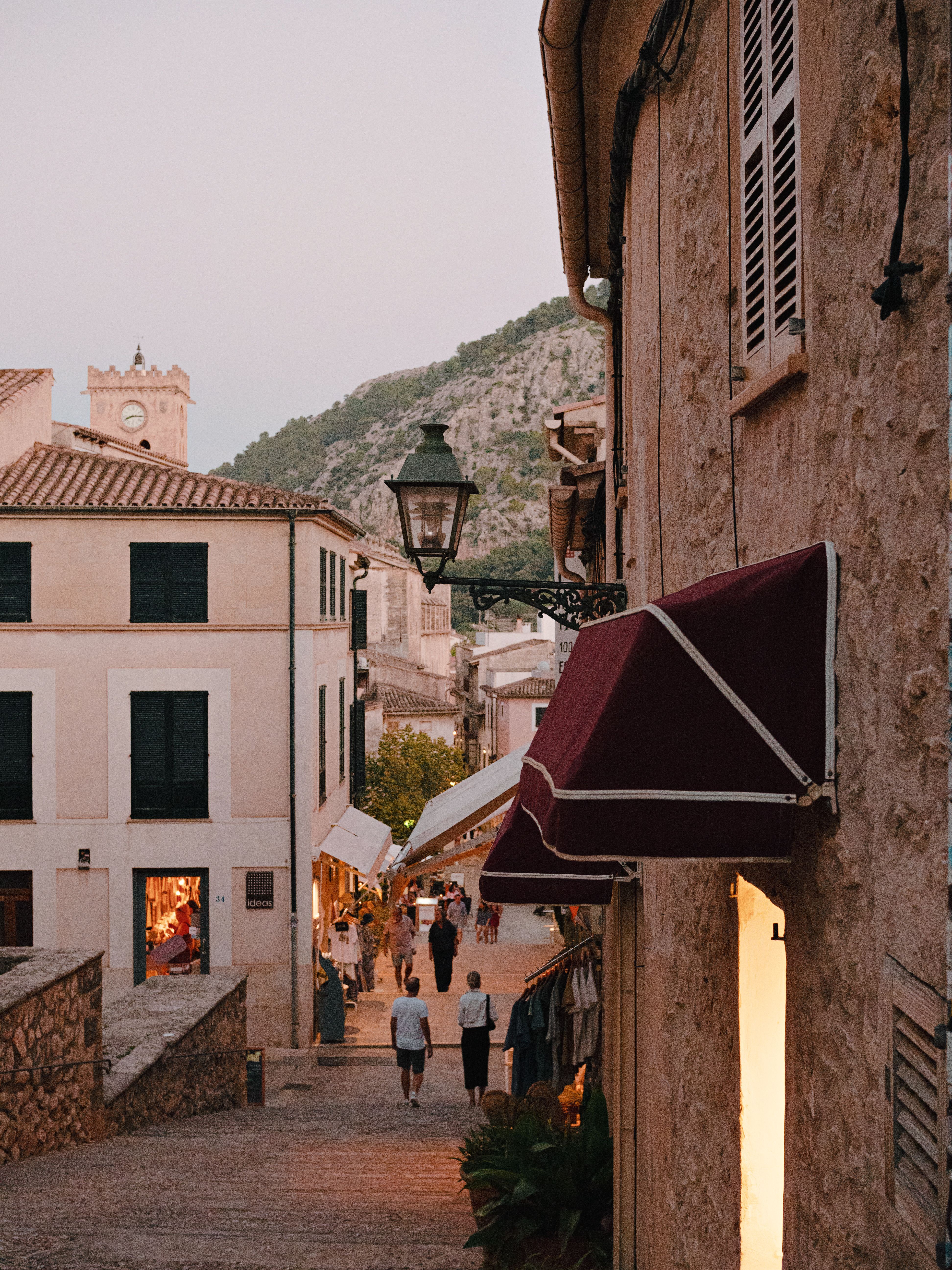 Charming Evening Street in Spanish Town · Free Stock Photo