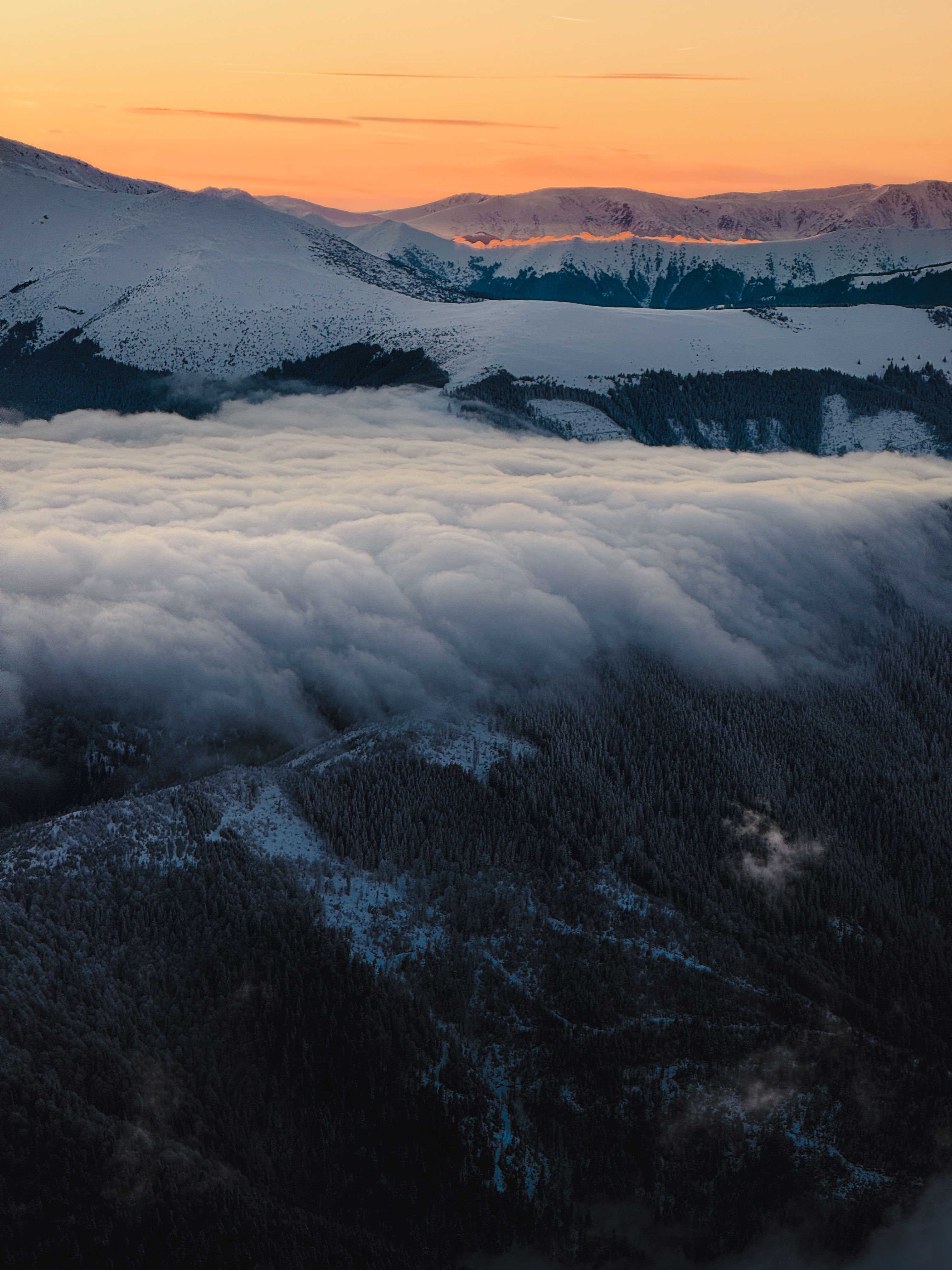 Sea of Clouds Beside Mountain · Free Stock Photo