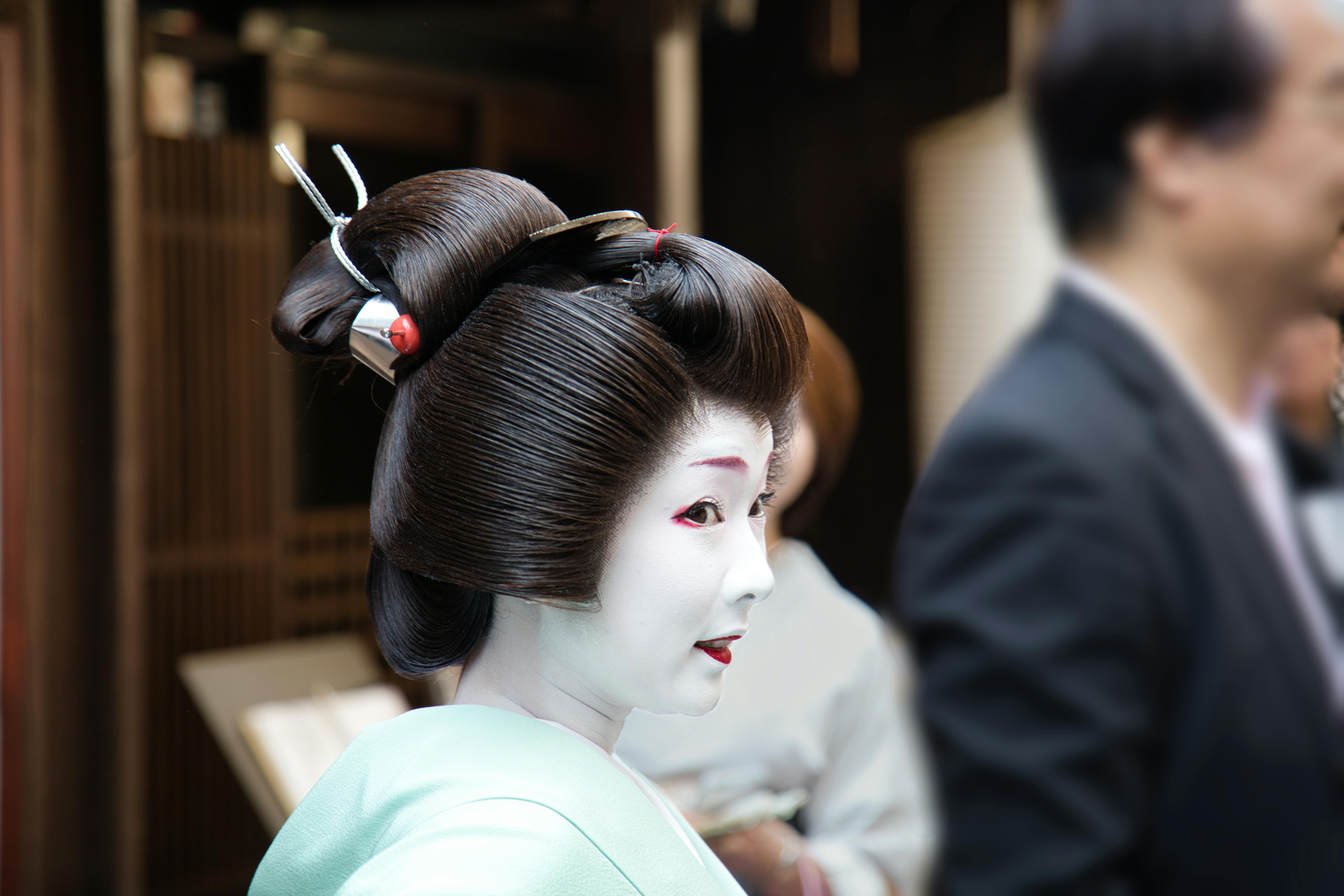 Traditional Geisha in Kyoto, Japan · Free Stock Photo