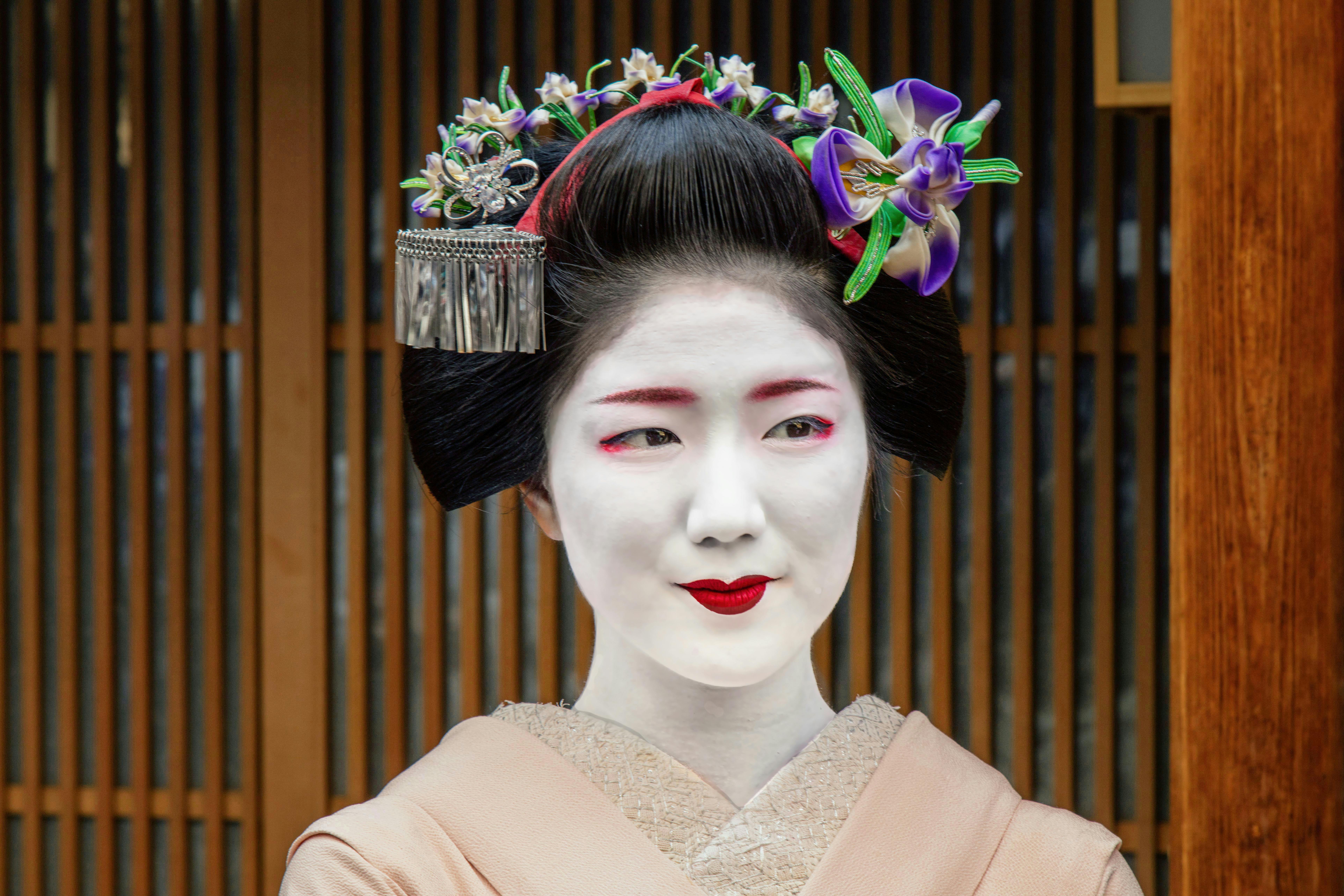 Traditional Geisha Portrait in Kyoto, Japan · Free Stock Photo