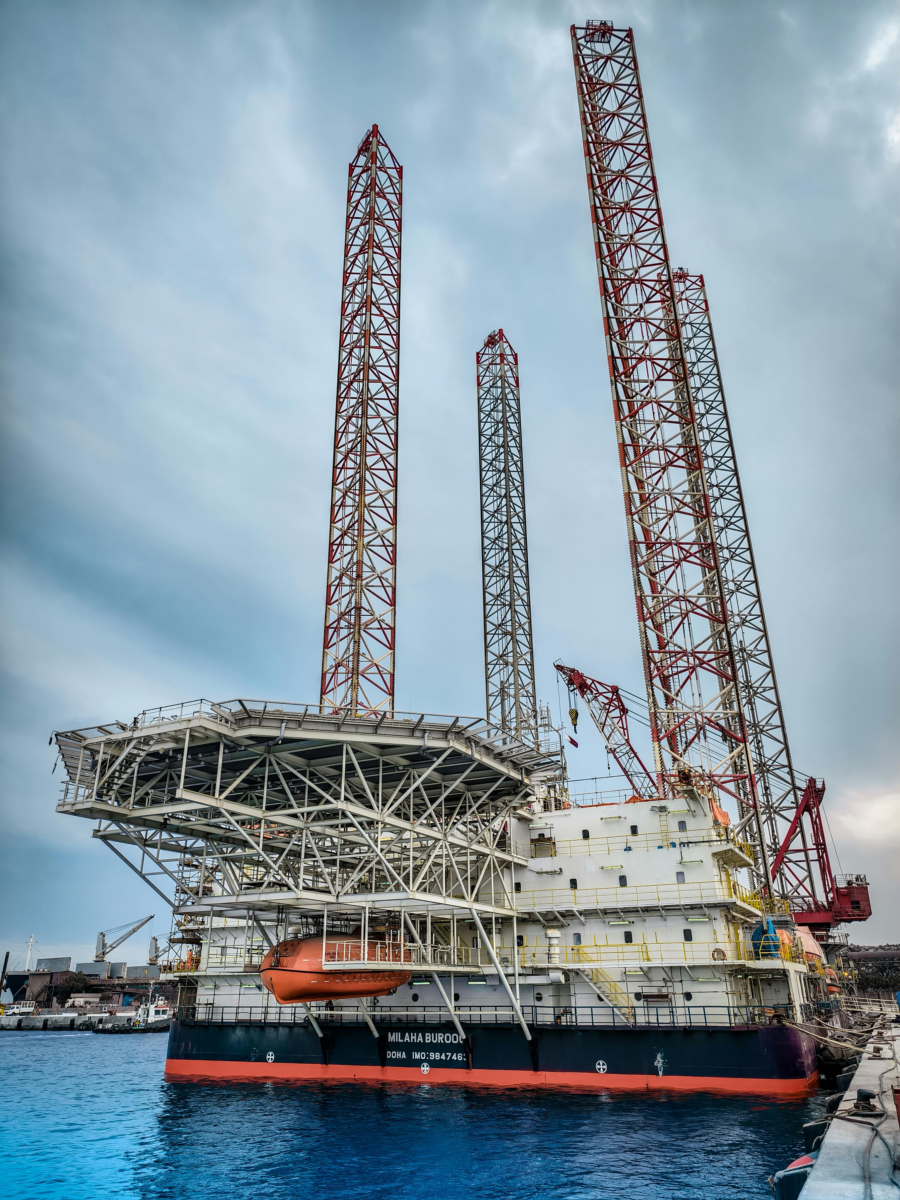 Cranes Rigging Photos, Download The BEST Free Cranes Rigging Stock ...