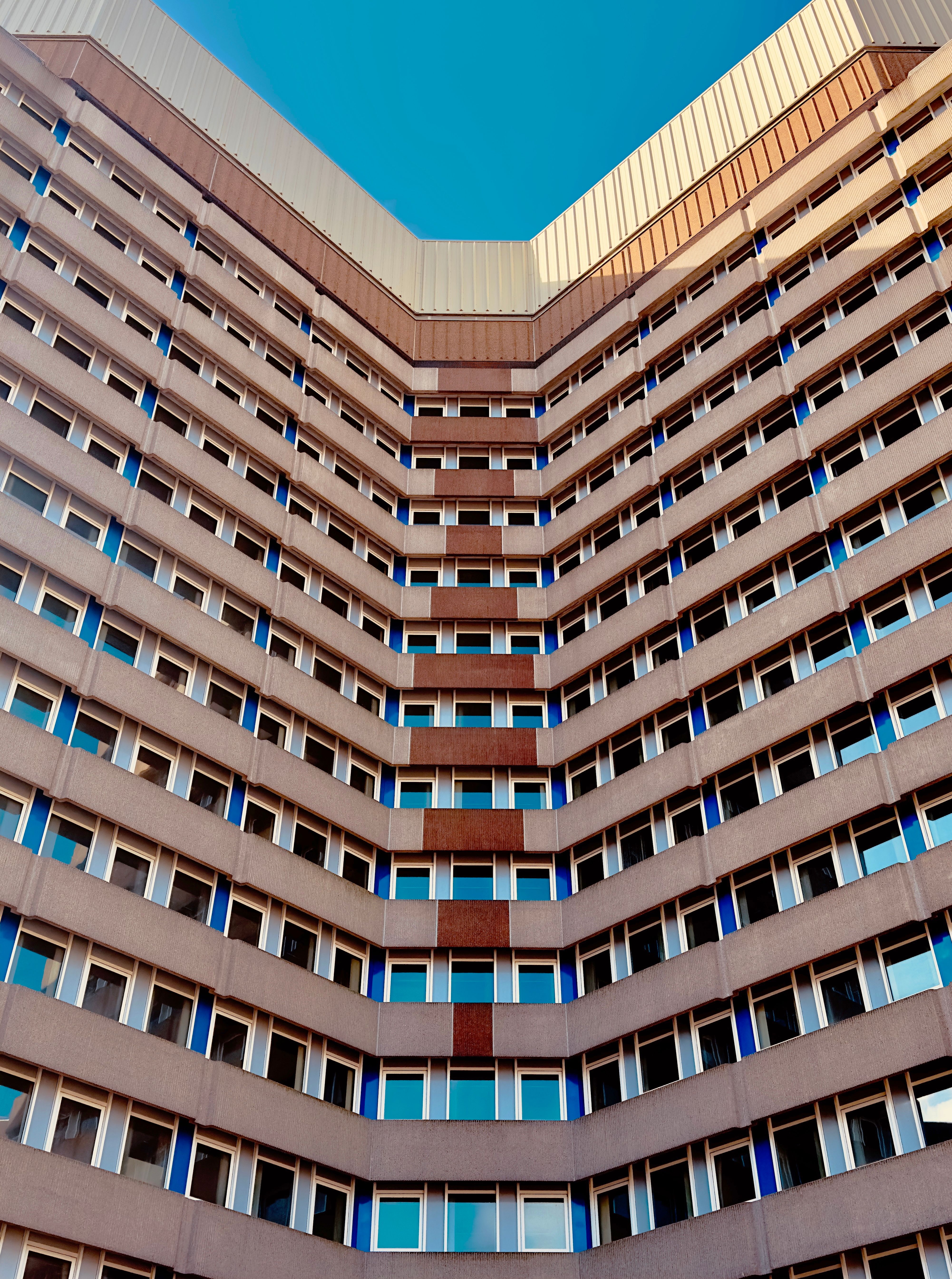 Symmetrical Perspective of Modern Building Exterior · Free Stock Photo