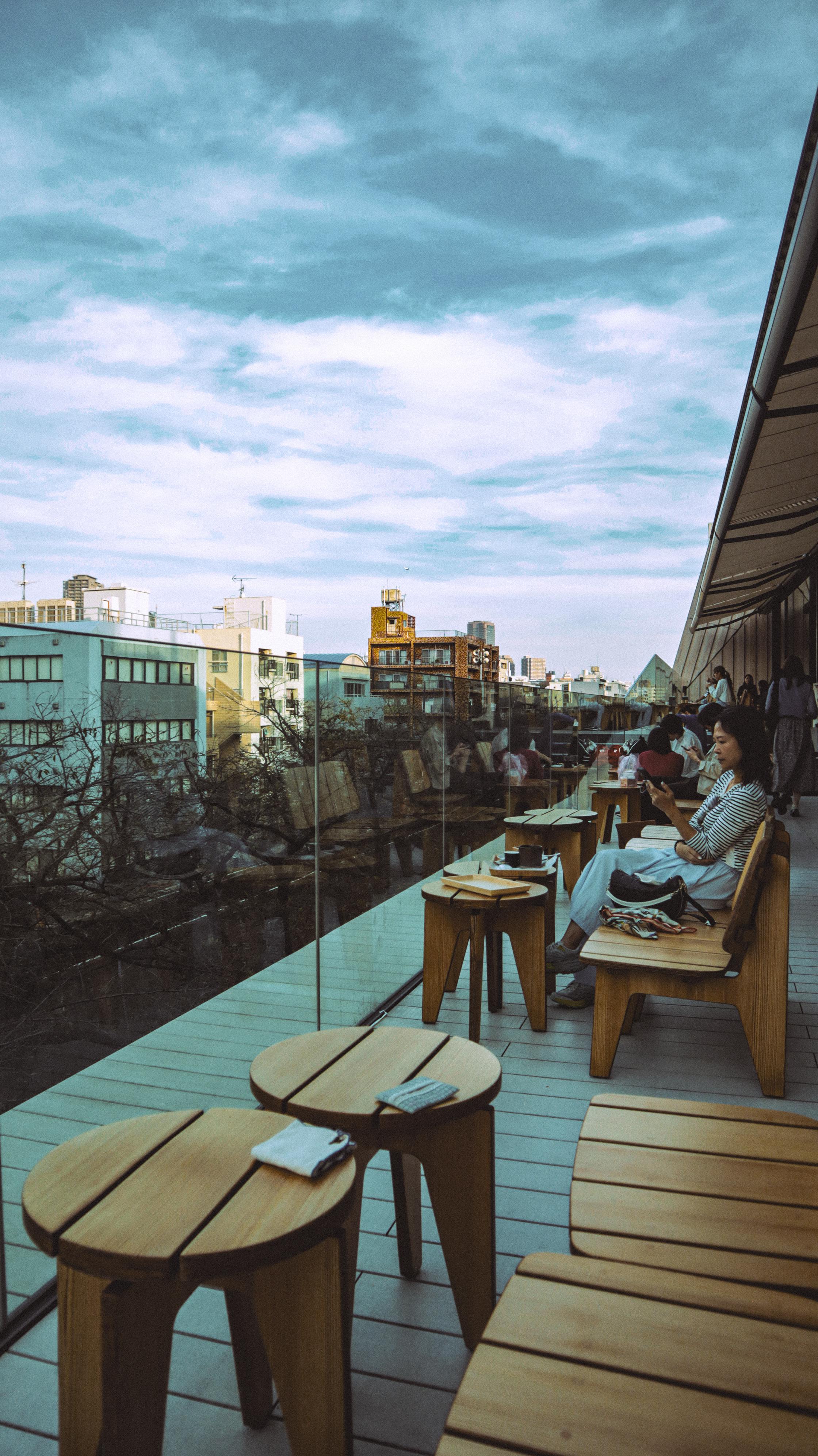 Tokyo Rooftop Cafe with Scenic City View · Free Stock Photo