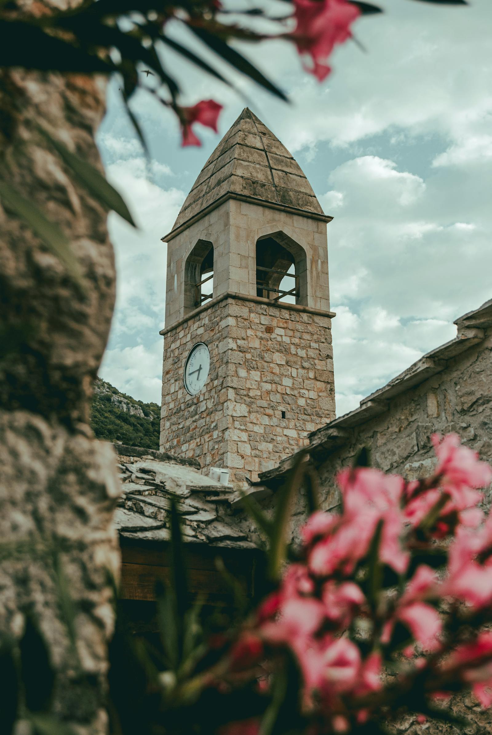 Clock Face Photos, Download The BEST Free Clock Face Stock Photos & HD ...