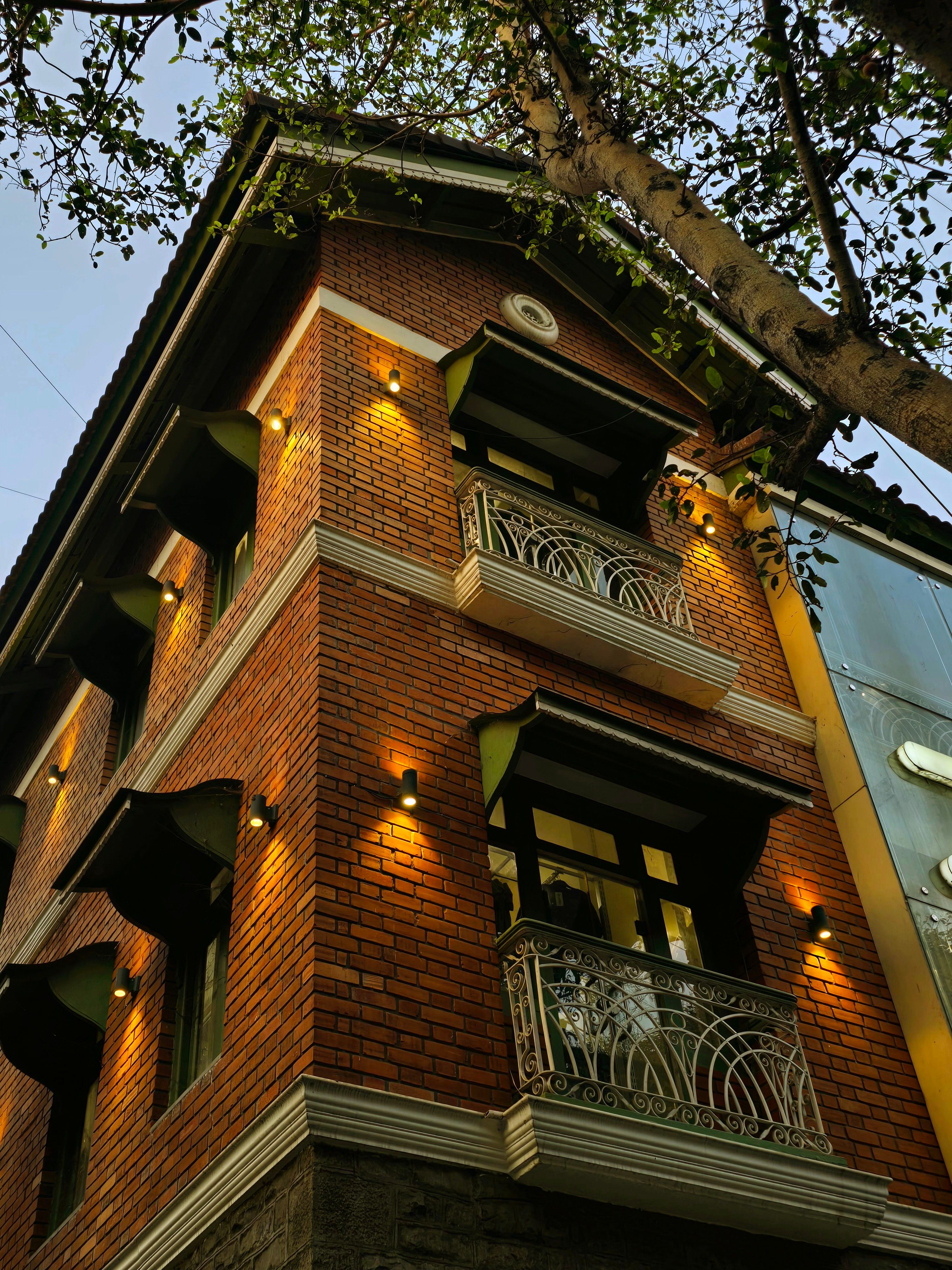 Victorian Brick Building in Japan at Twilight · Free Stock Photo