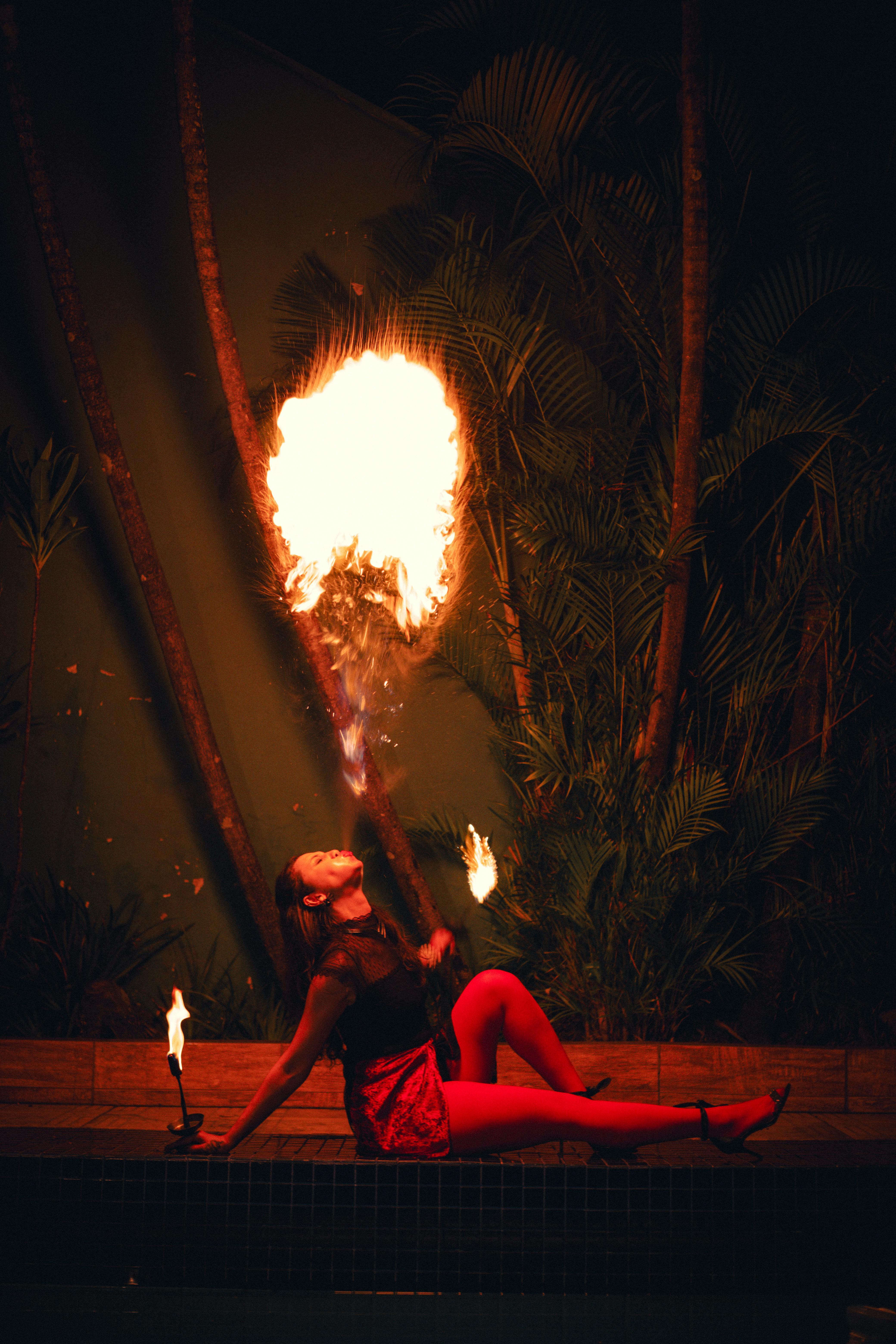 390.442+ Fotos y Imágenes de Arte circense Gratis · Banco de Fotos Gratis